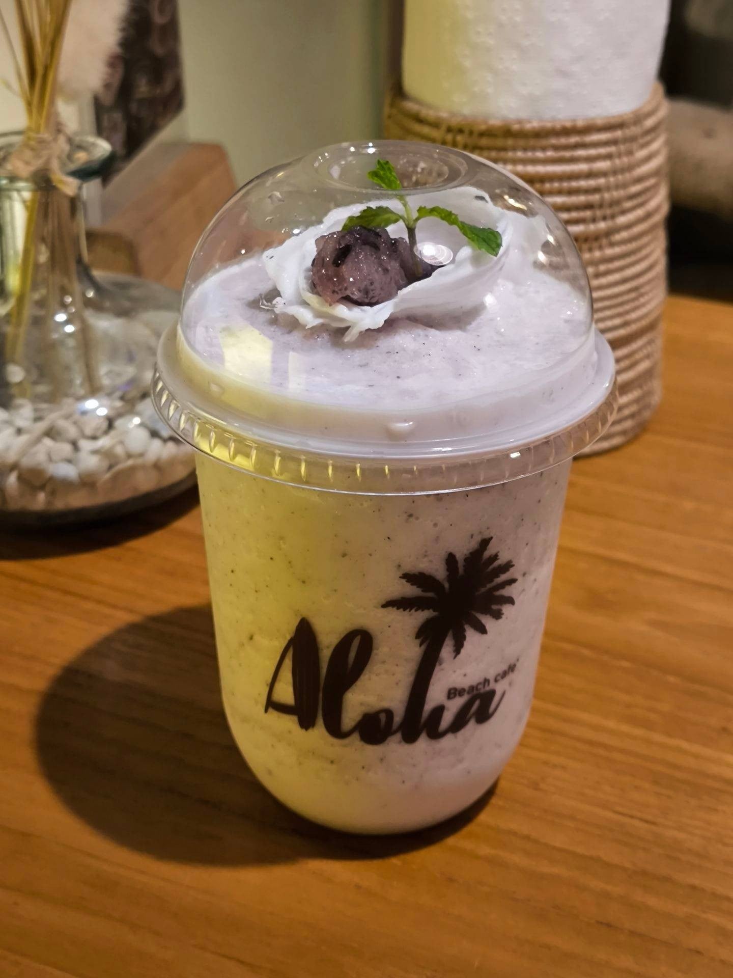 รีวิว Aloha Beach Cafe' - ครัวซองค์ข้าวหลาม ข้่าวหลามมิลค์เชค อเมริกาโน ...