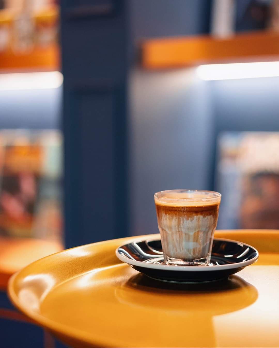 รีวิว CHAPTER 5 CAFE CHAPTER 5 CAFE - แนะนำกาแฟร้านนี้เลยค่ะ หอม อร่อยมาก และยังมีเบเกอรี่ และ ...