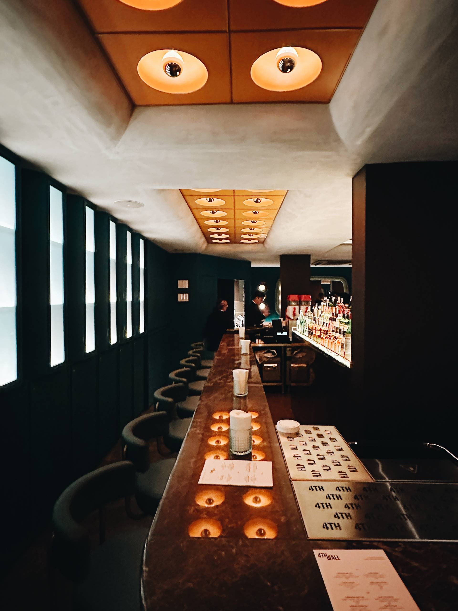 Bar 4th wall