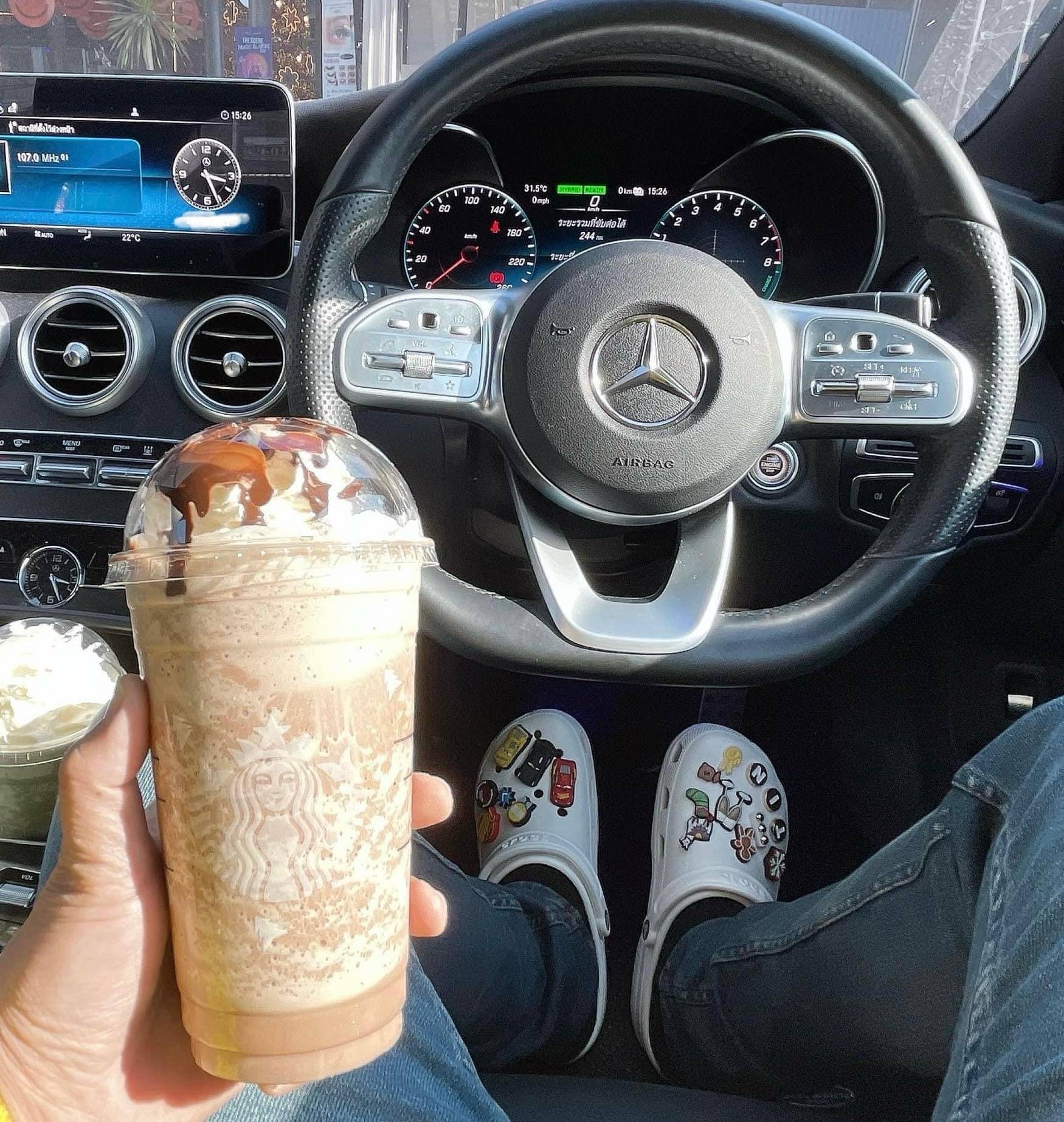 รีวิว Starbucks Robinson Bangrak - กาแฟพรีเมี่ยม รสชาติดี