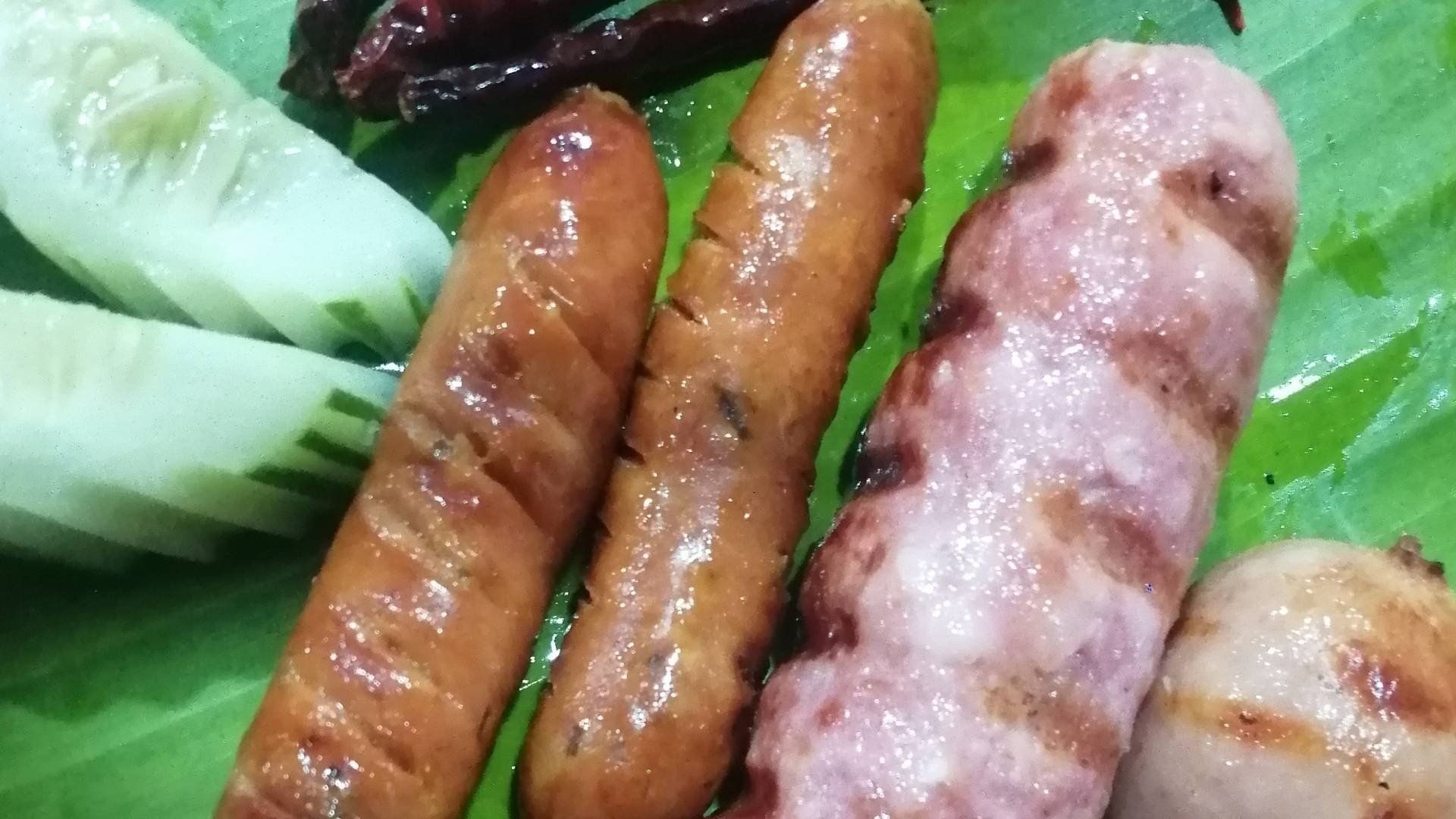 อาตี๋ BBQ แหนมย่าง ไส้กรอก ชิ้นปิ้ง ตราด - สั่งอาหารเดลิเวอรี | Wongnai ...