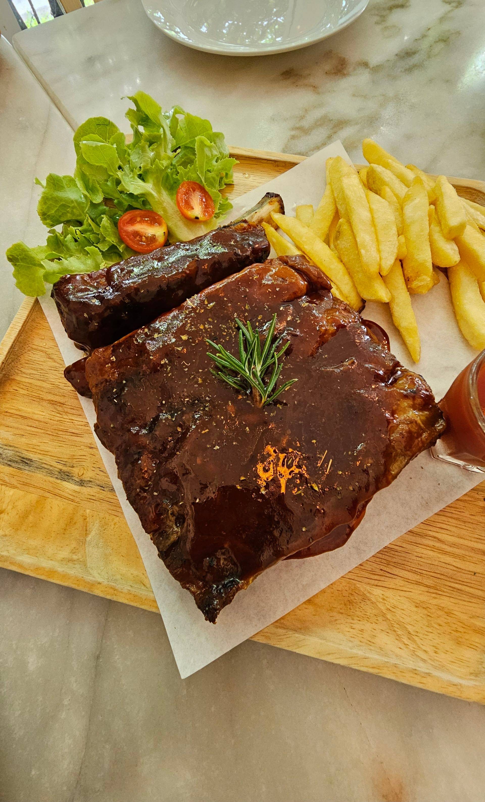 รีวิว Misstar Cafe by Davika - Misstar Cafe คาเฟ่สไตล์สวนอังกฤษ