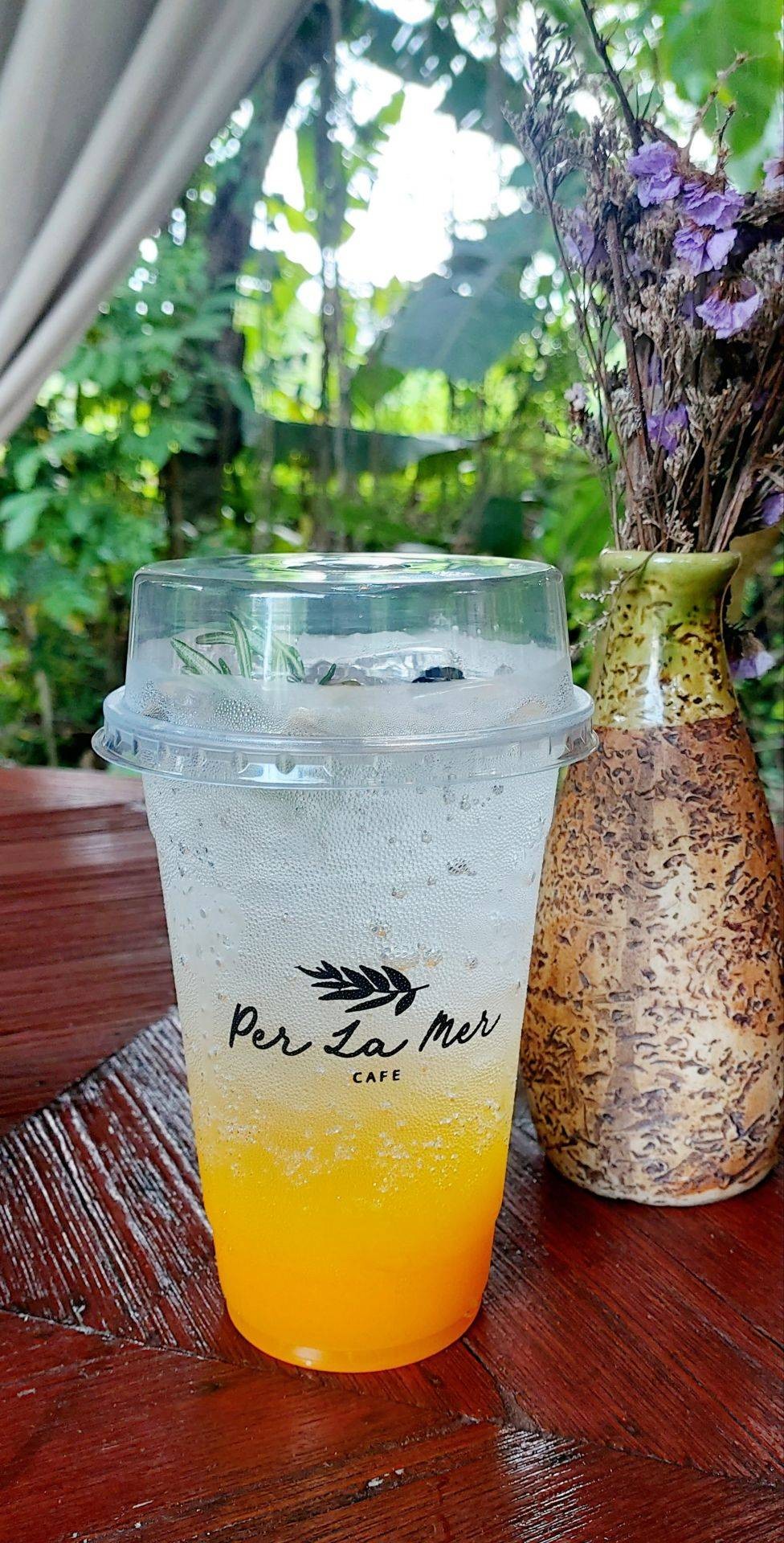 เสาวรสโซดา ร้าน Per La Mer Cafe