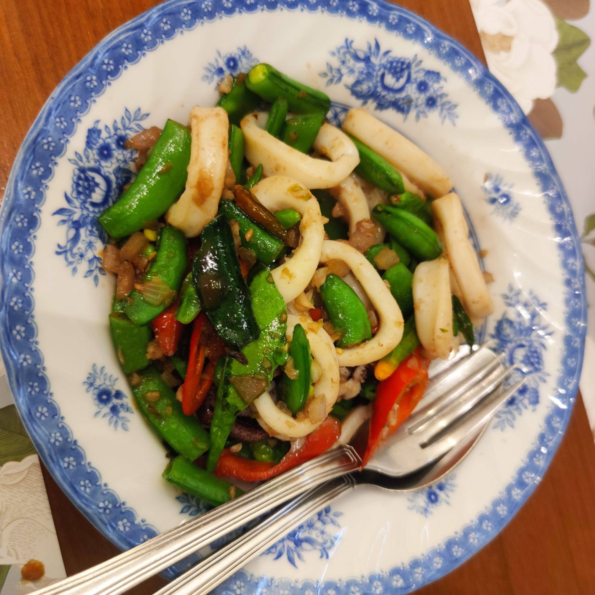 ปลาหมึกผัดกะปิ ร้าน Vanida Bangkok ถนนจันทน์