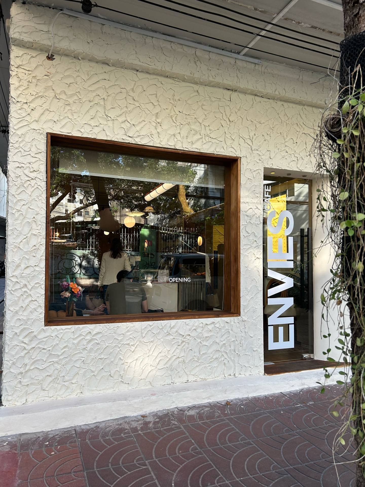 รีวิว ENVIES cafe ถนนเจริญกรุง - คาเฟ่สวยๆย่านเจริญกรุง