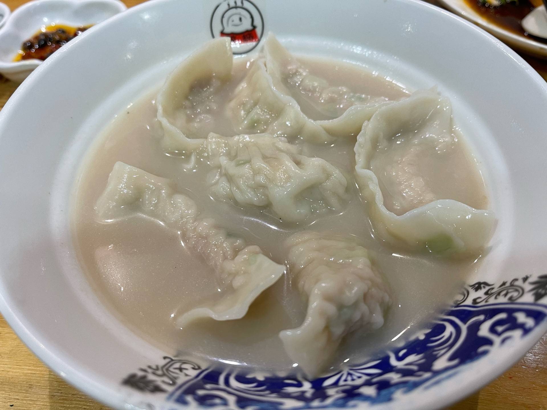 ร้าน Nom Nom Dumplings | รีวิวร้านอาหาร