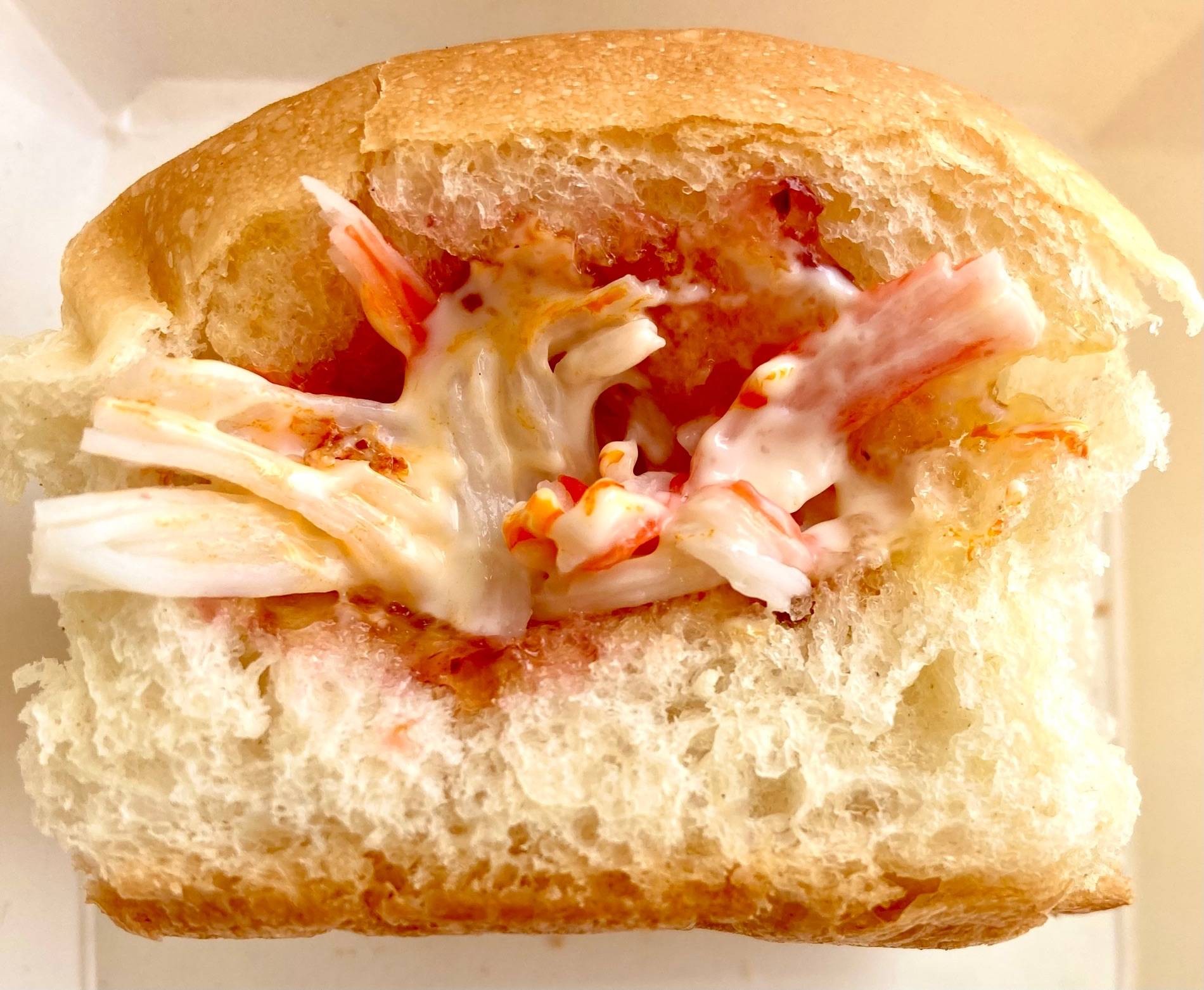 ร้าน Huxley’s ปังปิ้งไส้ทะลัก โครงการ Anacade | รีวิวร้านอาหาร