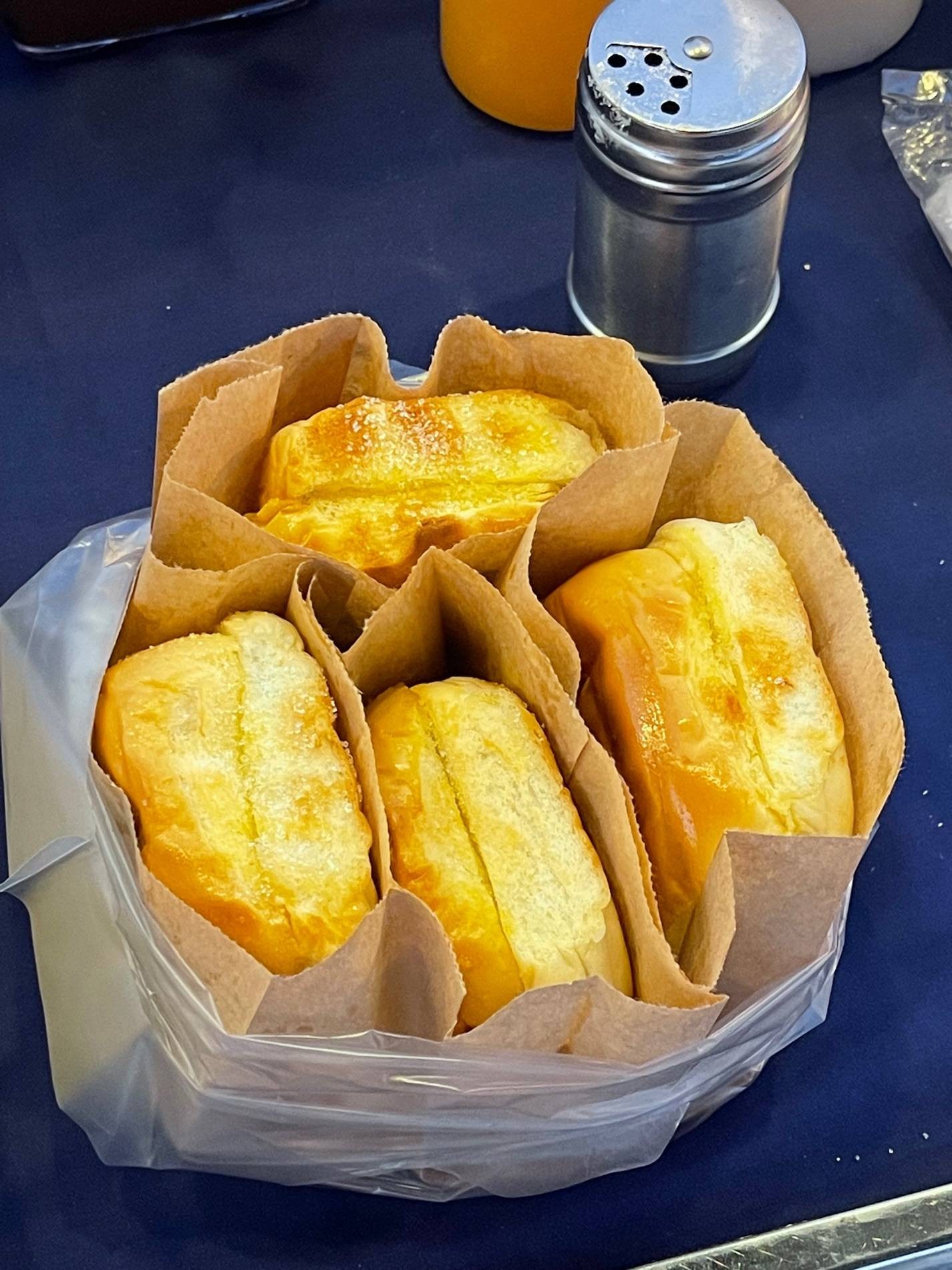 ร้าน PangNom-ปังนม ปังปิ้งเตาถ่าน | รีวิวร้านอาหาร