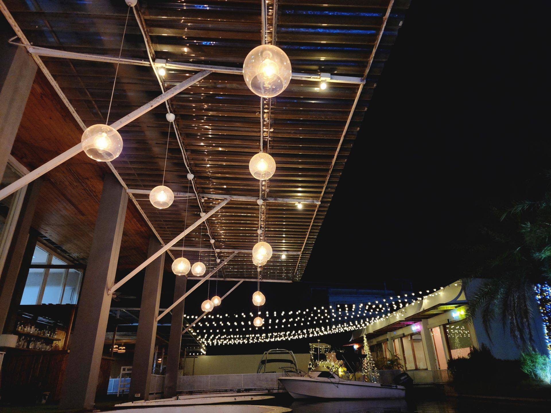 รูป อร่อย Together Restuarant & Karaoke