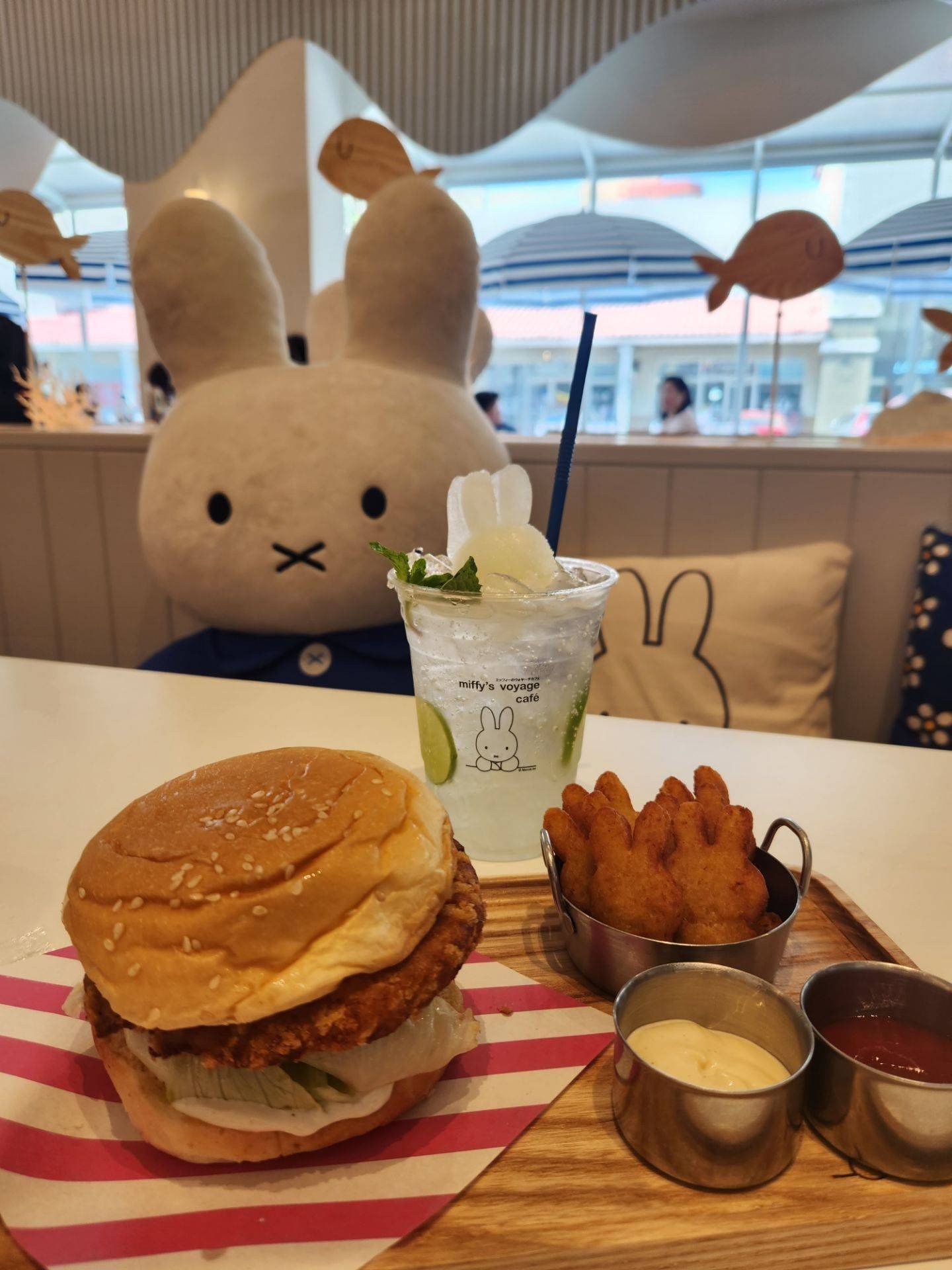 รูป Miffy's Voyage Cafe Outlet Pattaya