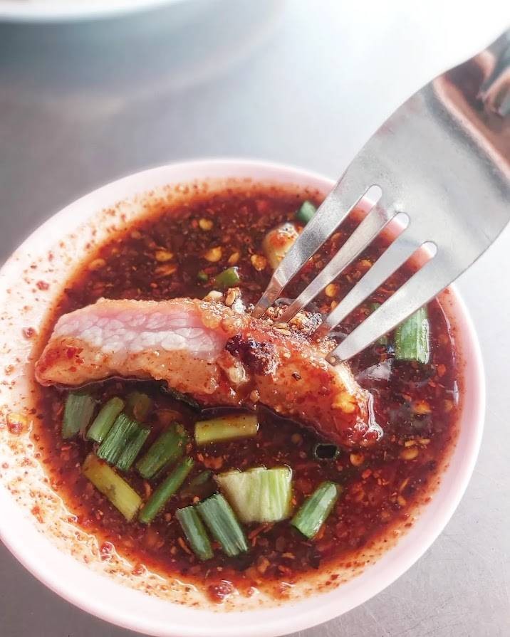 รูป ส้มตำเจ๊แดงสามย่าน ต้นตำหรับ