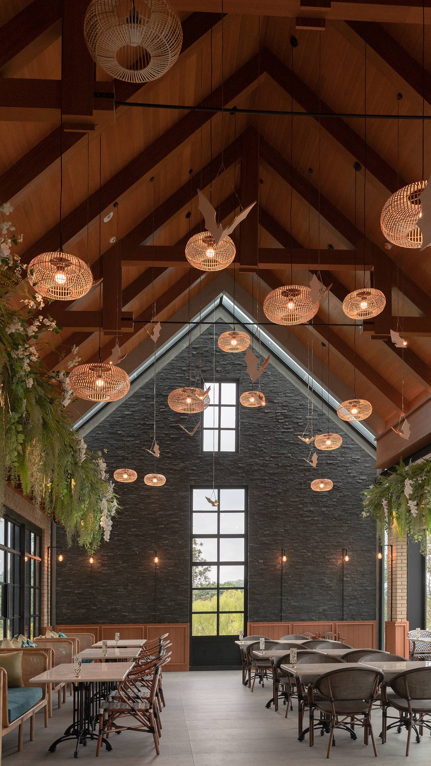Bat Tales Cafe & Restaurant Khaoyai