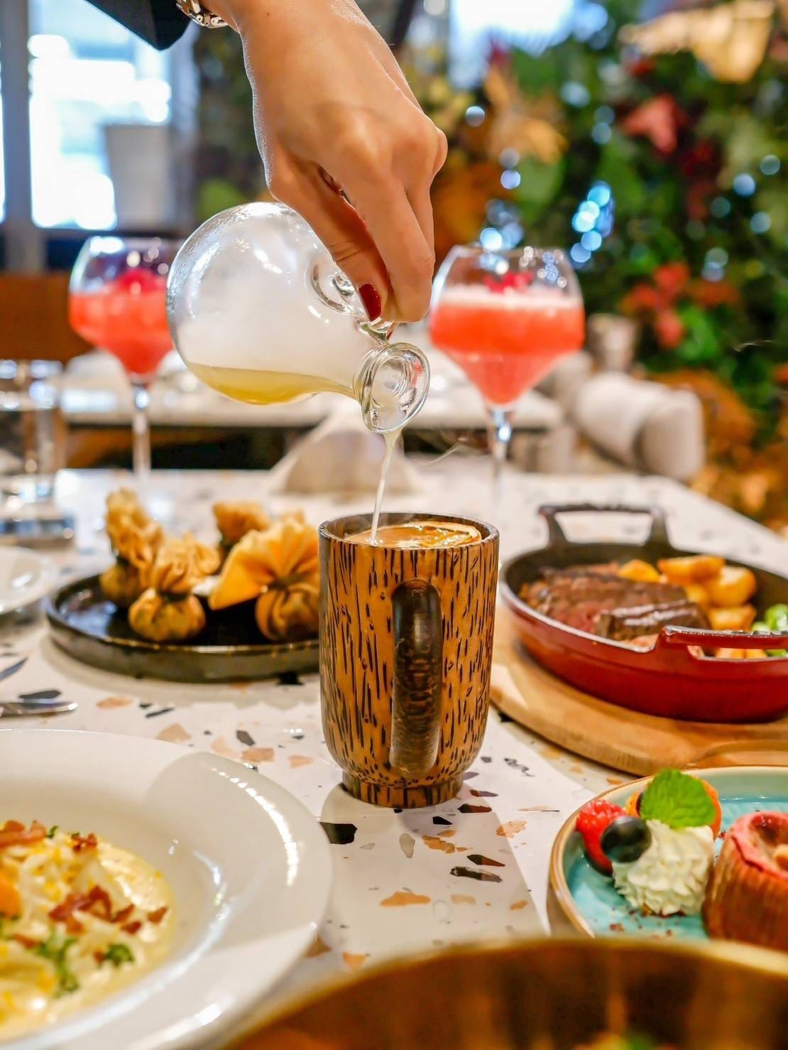 รีวิว Red Rabbit Diner & Bar Lotus's North Ratchapruek - จักรวาลแห่ง ...