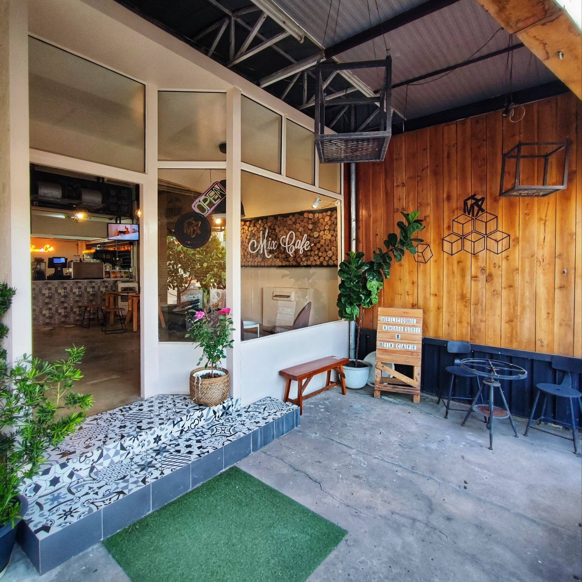 รีวิว Mix Academic Cafe' - ร้านกาแฟ สวยๆอีกแห่งในเมือง น่าน