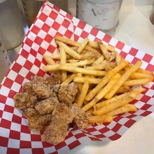 ร้าน Famous Fries บางเมืองใหม่ | รีวิวร้านอาหาร