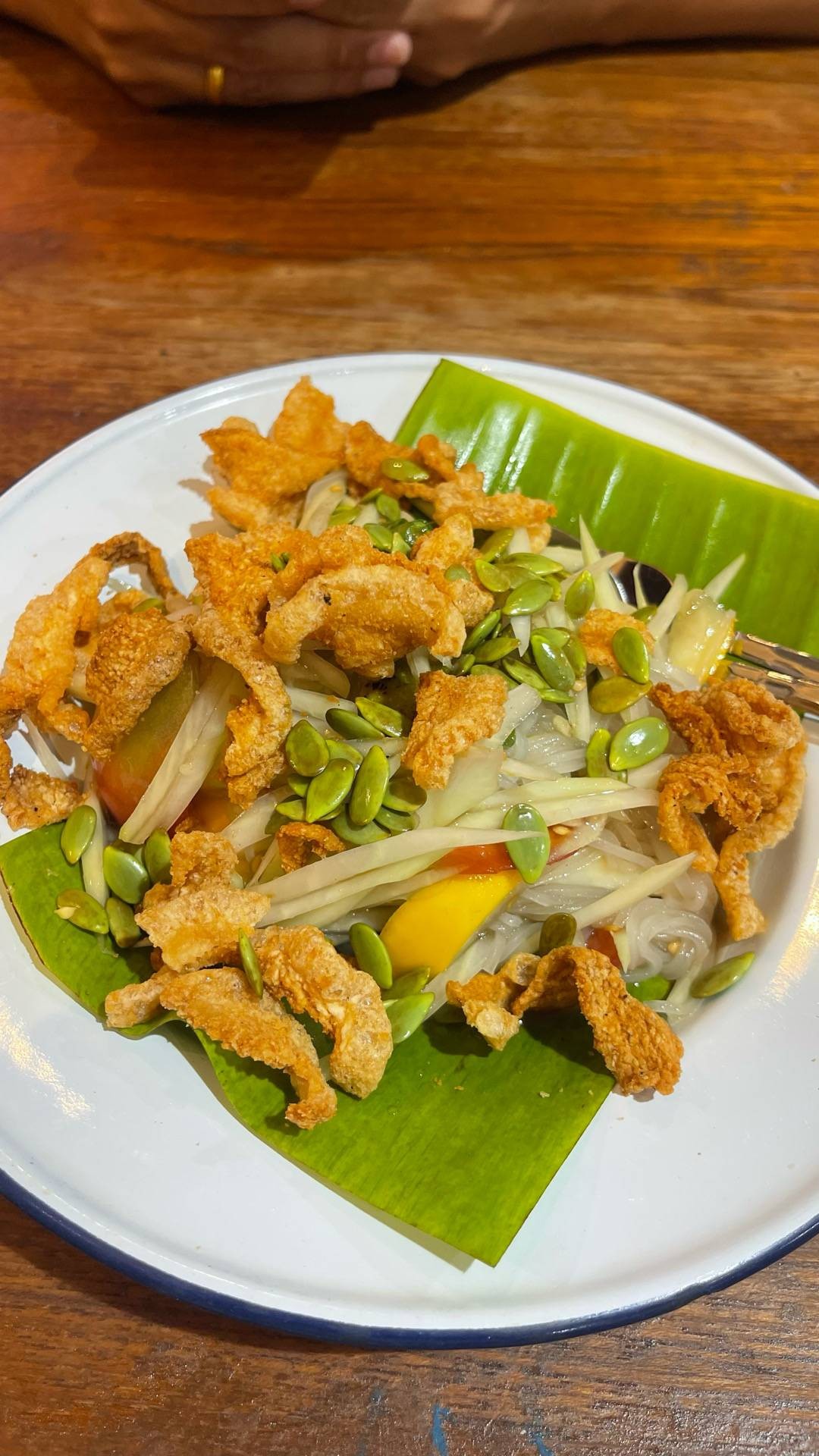 รีวิว Zaab Eli (แซ่บอีลี่) สีลมคอมเพล็กซ์ - ส้มตำอร่อยมากๆ
