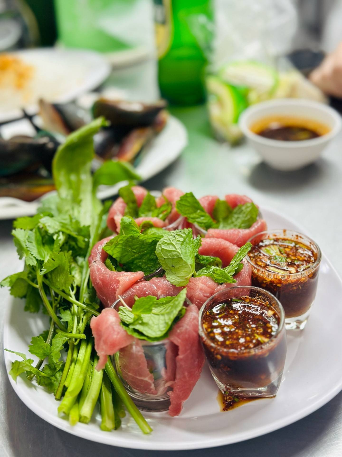 รูป เจ๊ก้อย ถนนเพชรบุรี