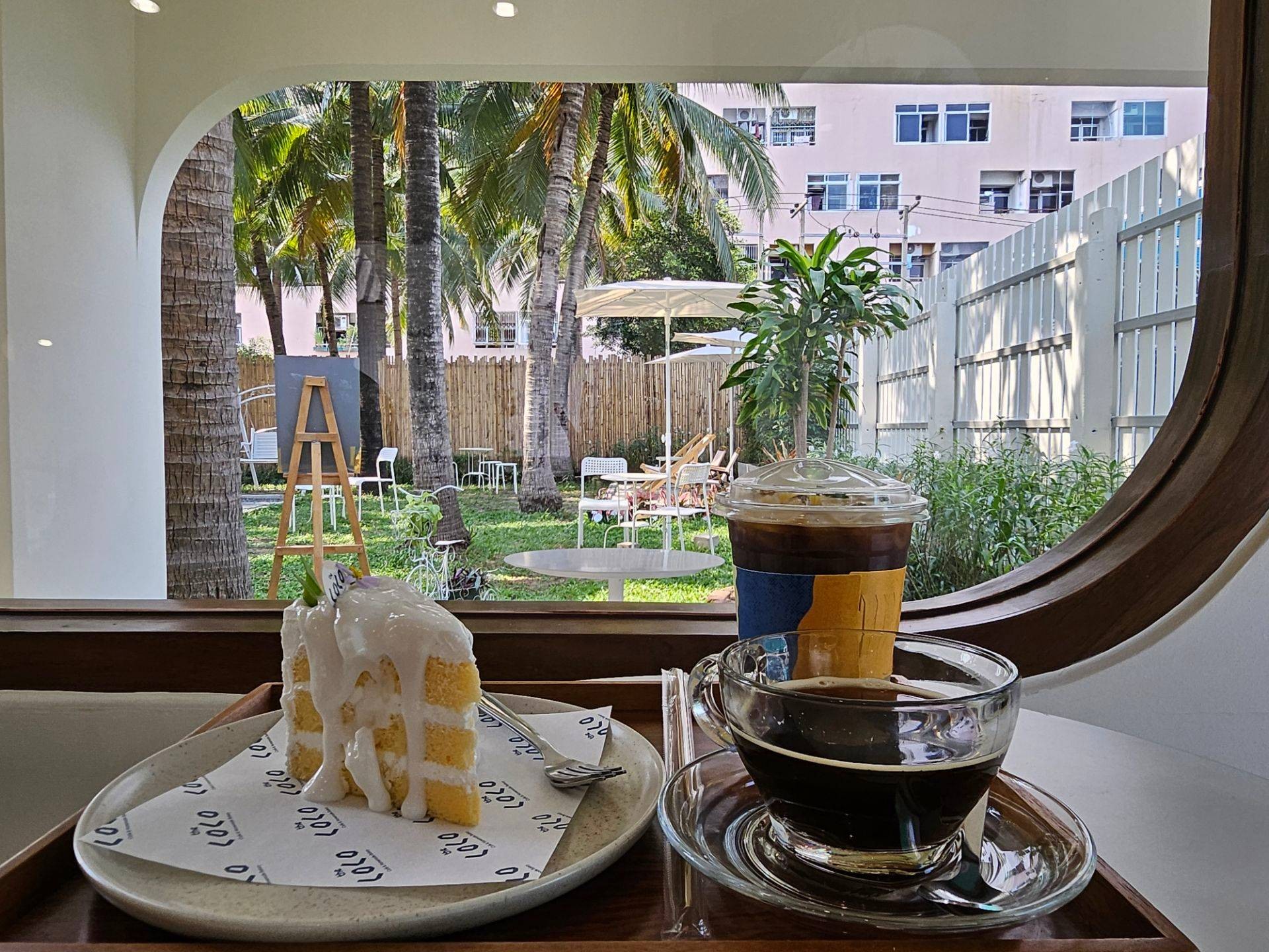 รูป The COCO - Cafe & Homemade Bakery รัตนาธิเบศร์