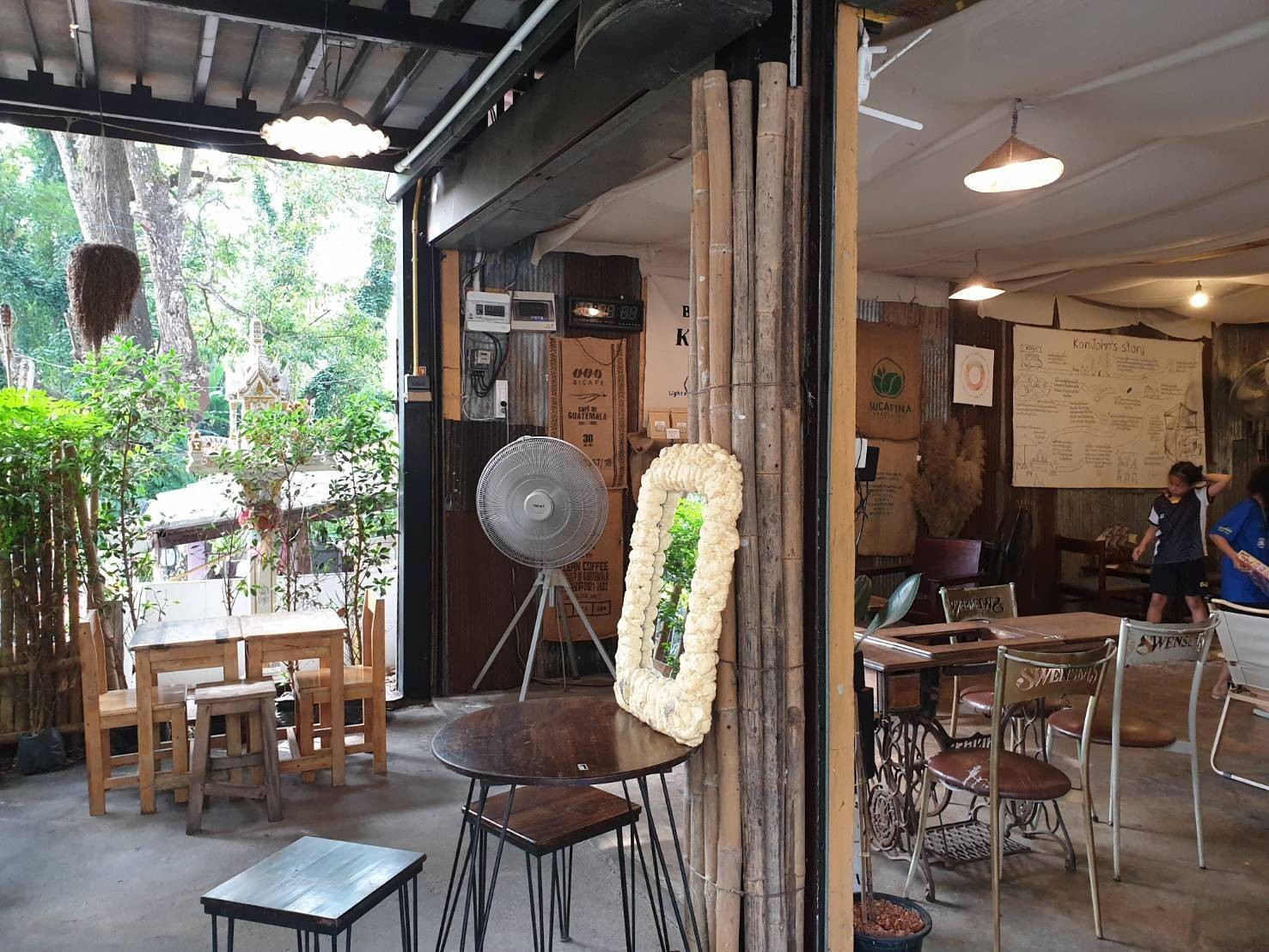 รูป Konjohn coffee slowbar สาขาข้างสวนสัตว์เชียงใหม่