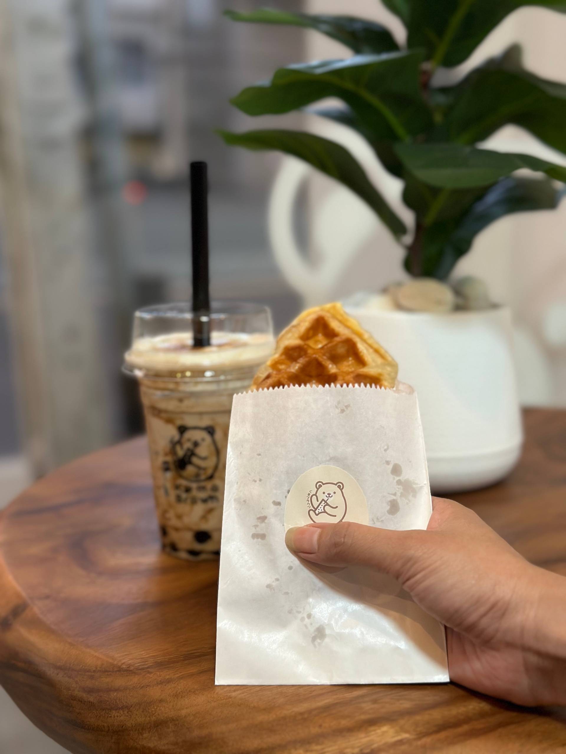 รีวิว Kuma Brown สาขา MRT สิรินธร ถนนจรัญสนิทวงศ์