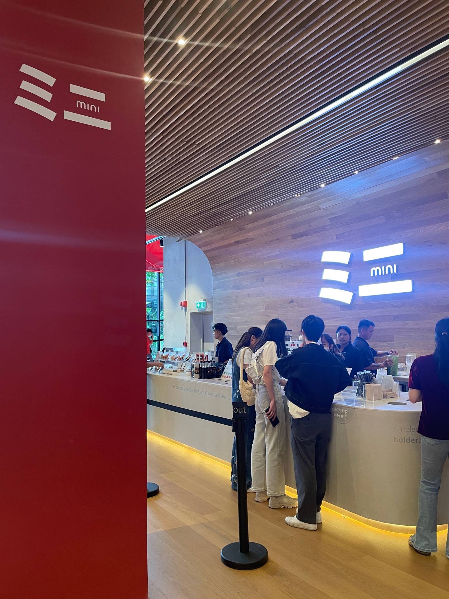 รีวิว Mini ミニ oriental speedbar Emsphere - ร้านอะไรเอ่ย คนเยอะดี