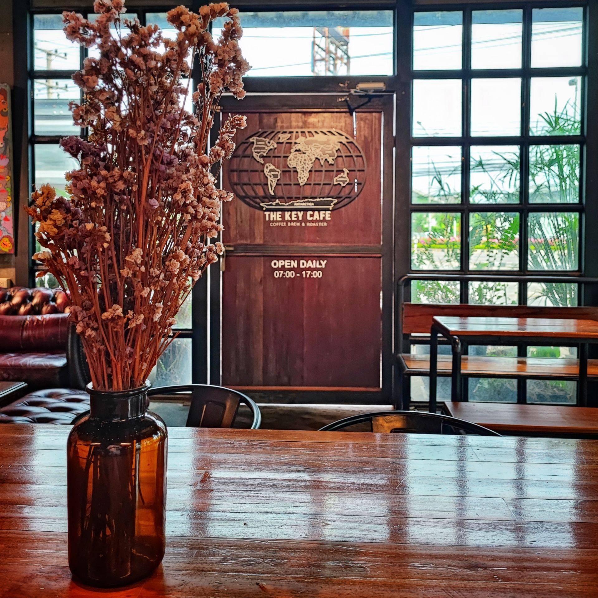 รูป THE KEY CAFE AND BISTRO