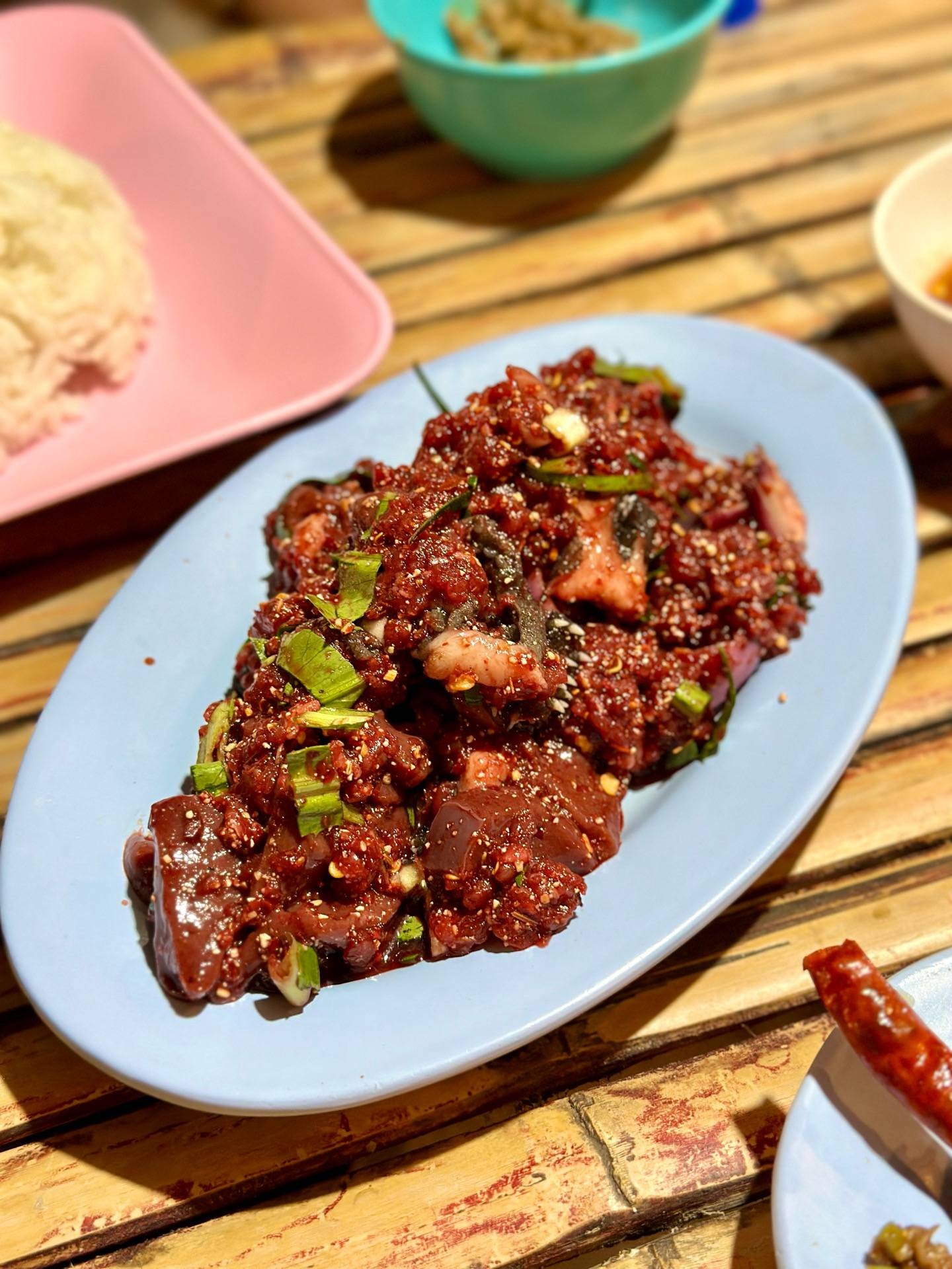 ก้อยเนื้อขม ร้าน ปลาร้าบองราชพฤกษ์ พี่เสือ สาขา 2