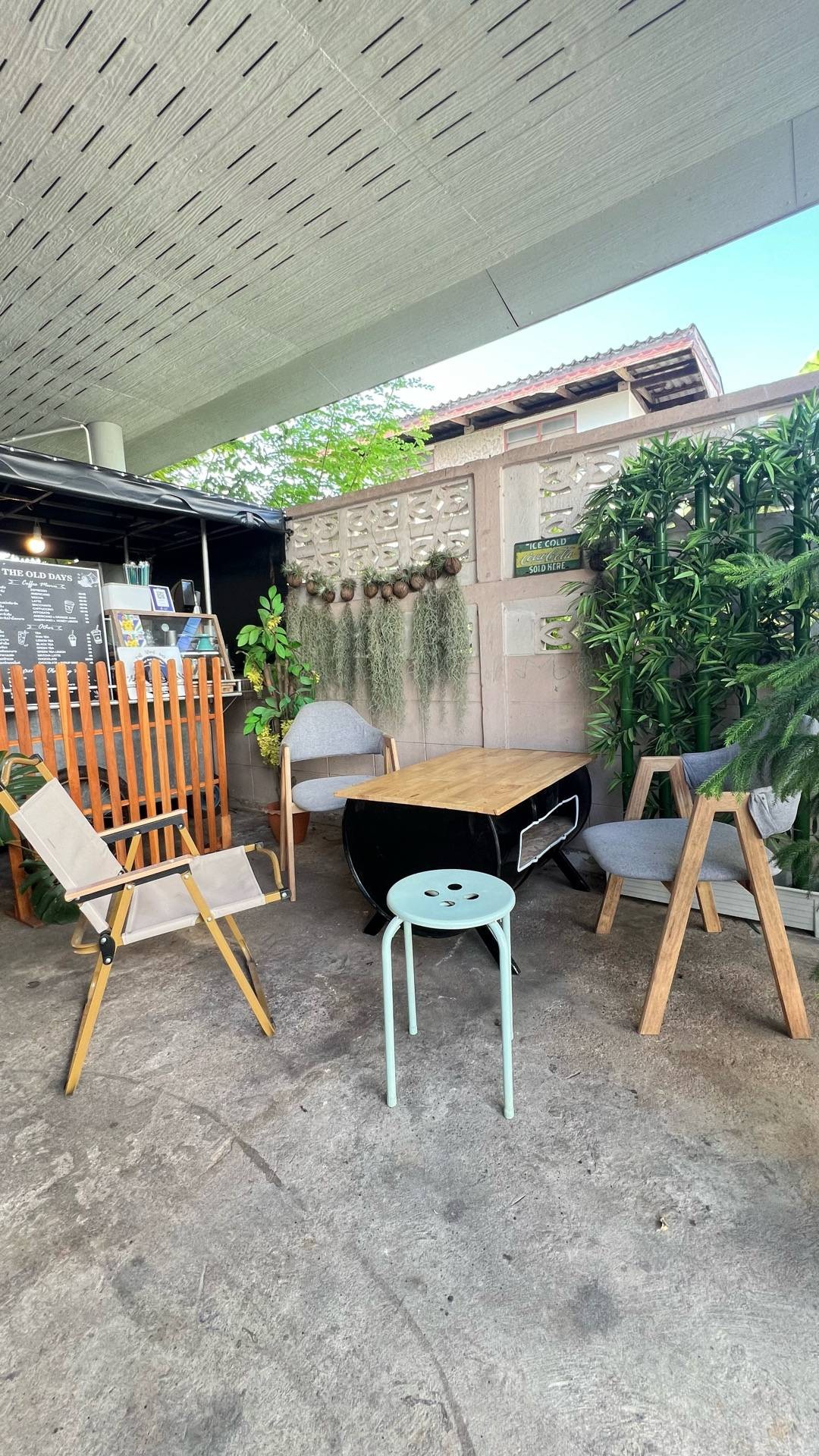 รีวิว Capt.Patt slow bar coffee - รับกาแฟอะไรดีครับ