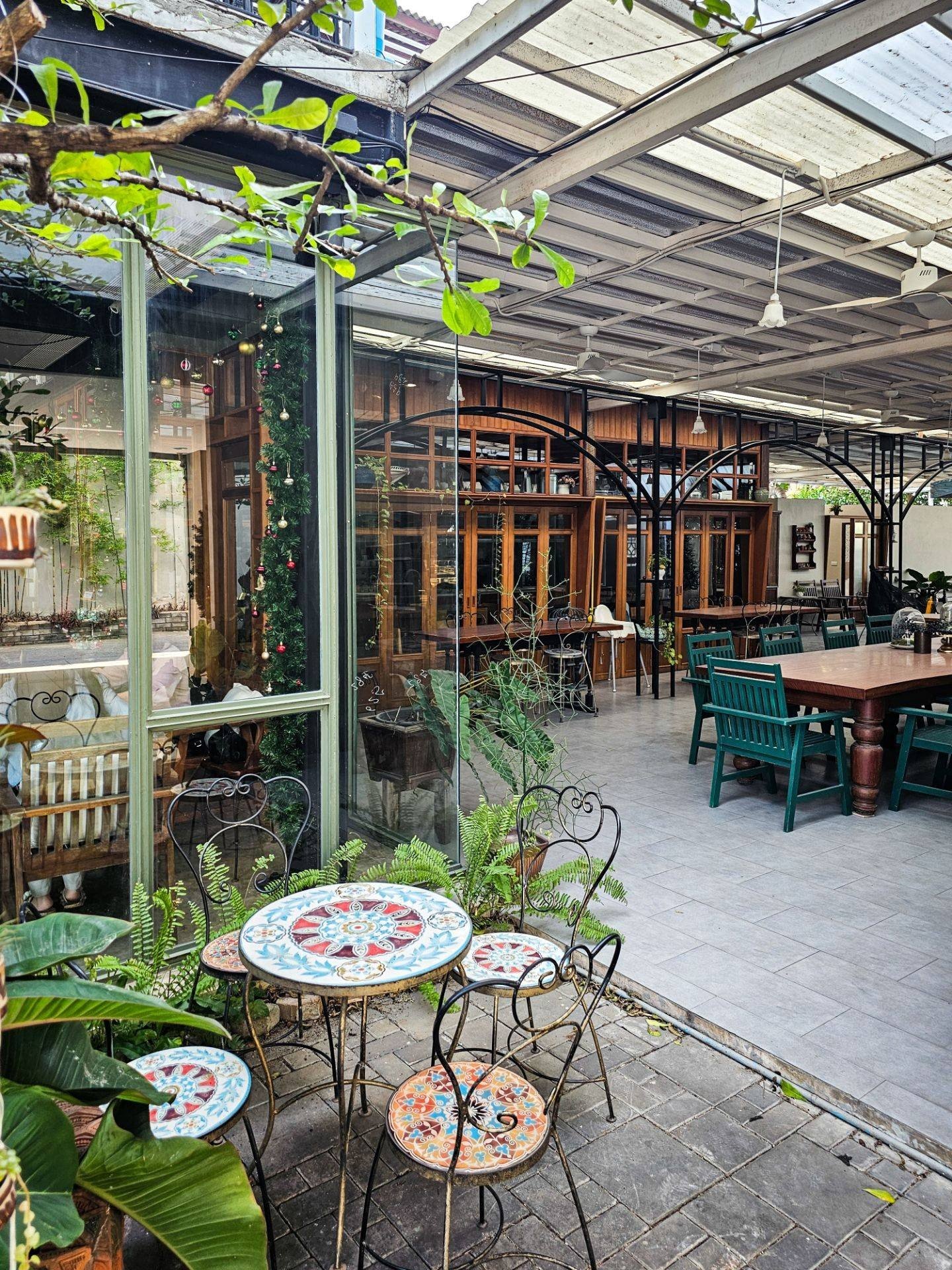 รูป Tree Tales Cafe พัทยา นาเกลือ