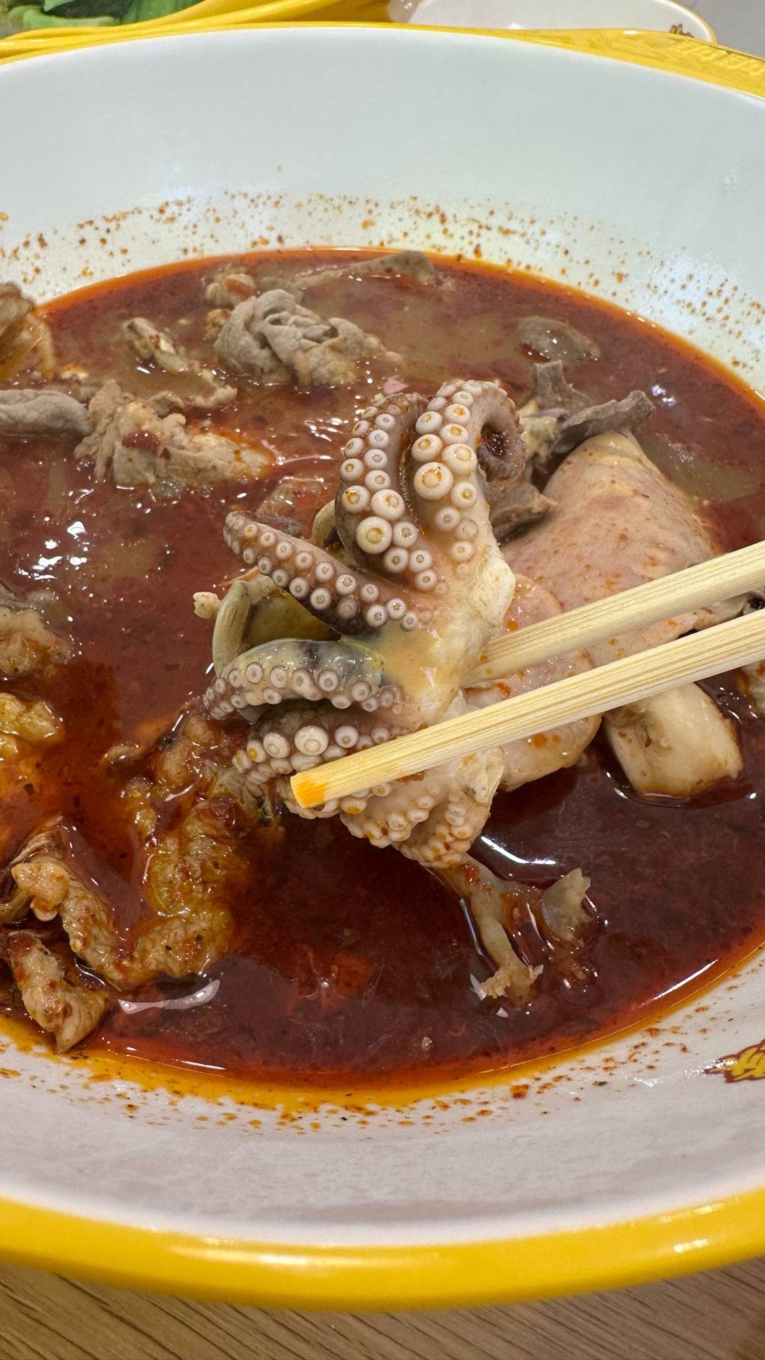 รูป เสียวกู๋ หมาล่า ปั้น (Xiao Gu Jie Jie Malatang)