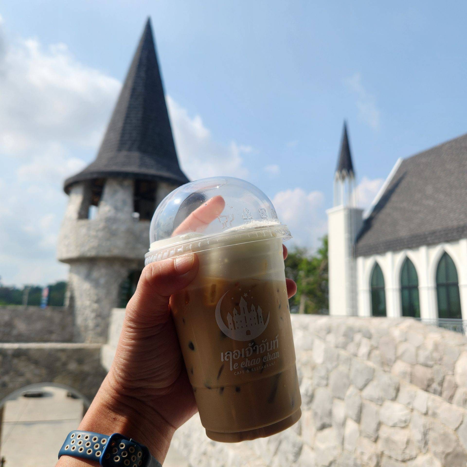 รีวิว Le Chao Chan -เลอเจ้าจันท์ Caltex - แลนด์มาร์คถ่ายรูปใหม่แบบยุโรป