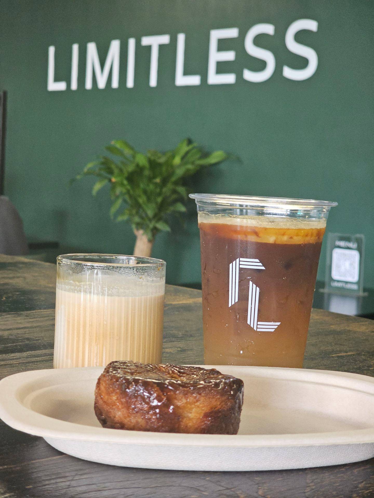 รูป Limitless Coffee Roaster Suan Phak