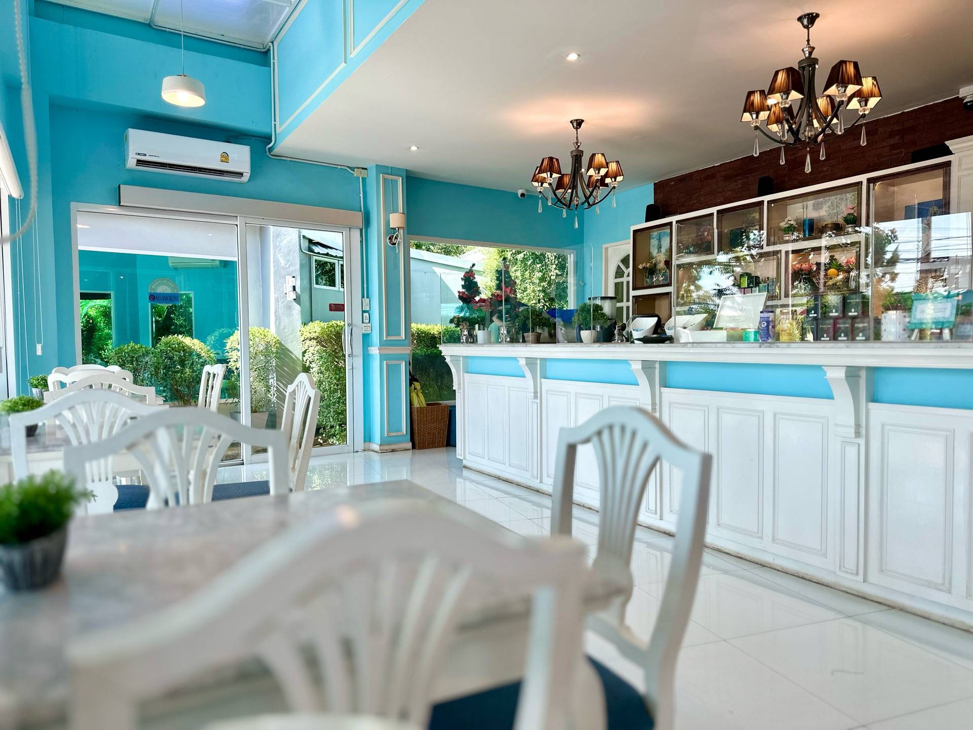 รูป The Blue Tea Room
