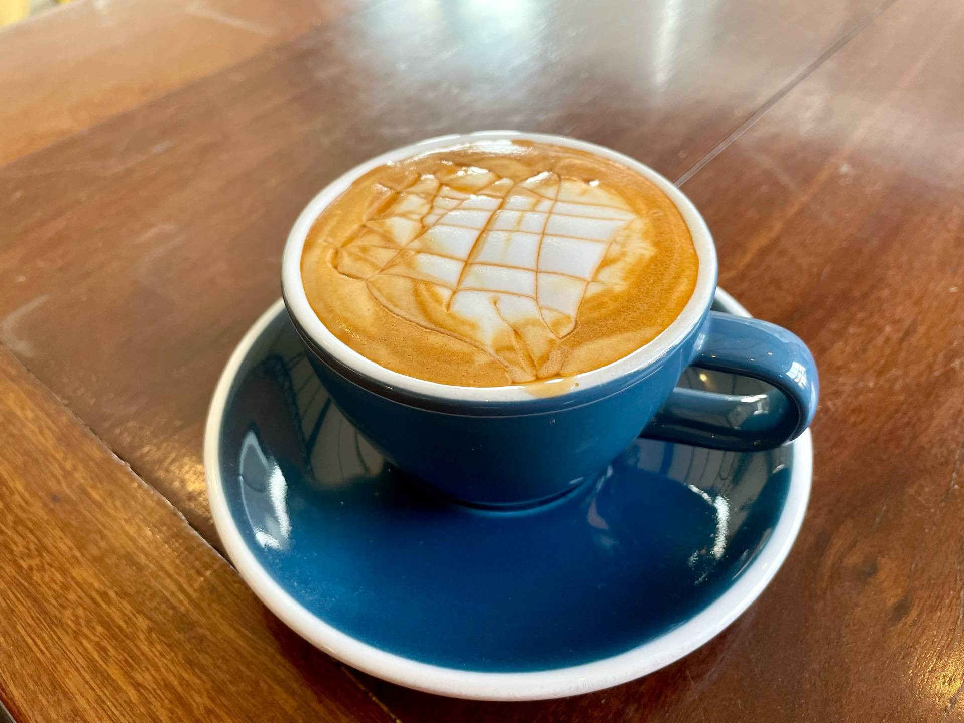 รีวิว Handmaker Coffee ราชพฤกษ์ - คาเฟ่เครื่องดื่มรสชาติเข้มข้นของคนนนทบุรี