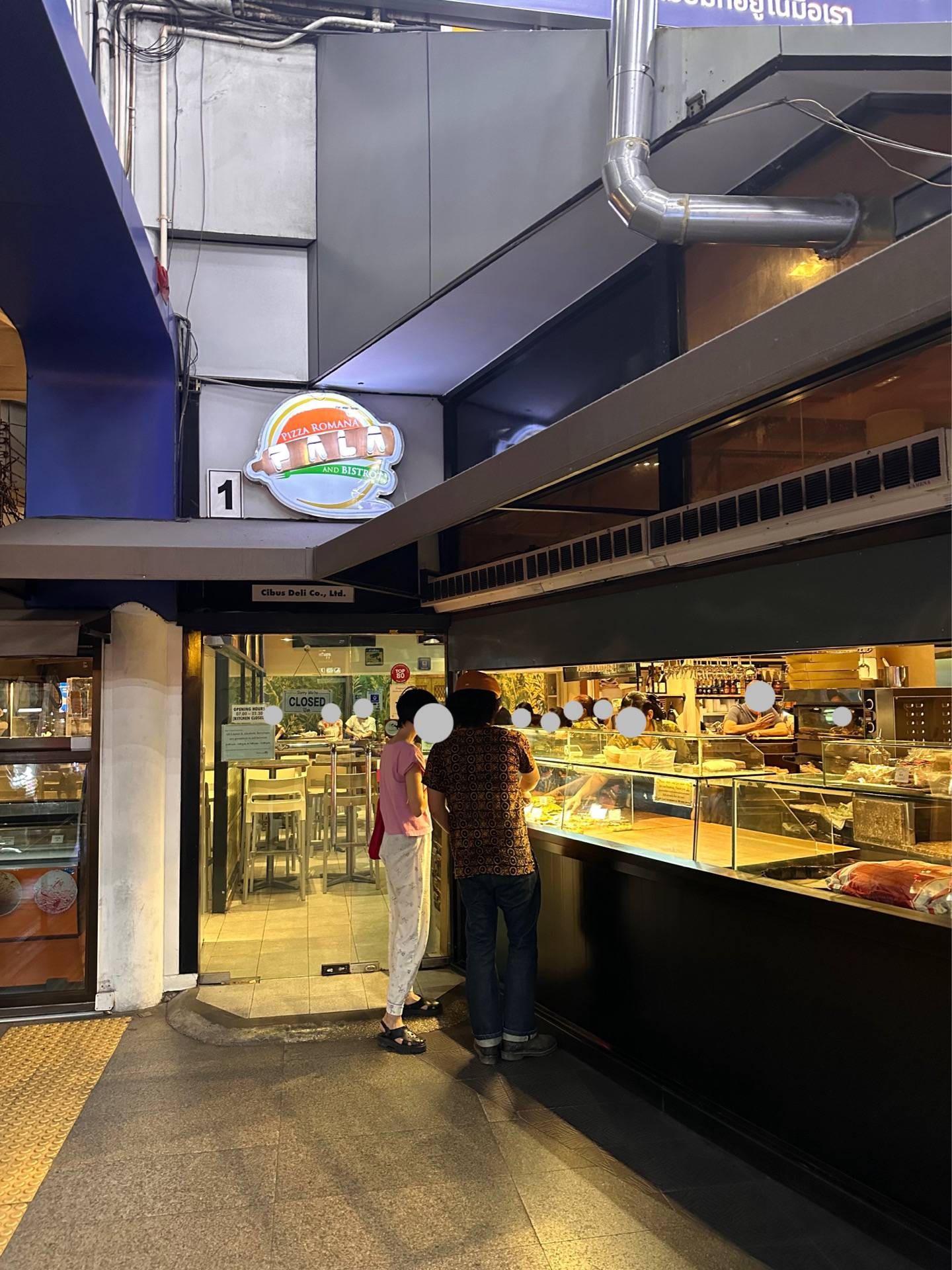 รีวิว Pala Pizza Romana MRT สุขุมวิท - บริการดีขึ้นแล้ววนะ