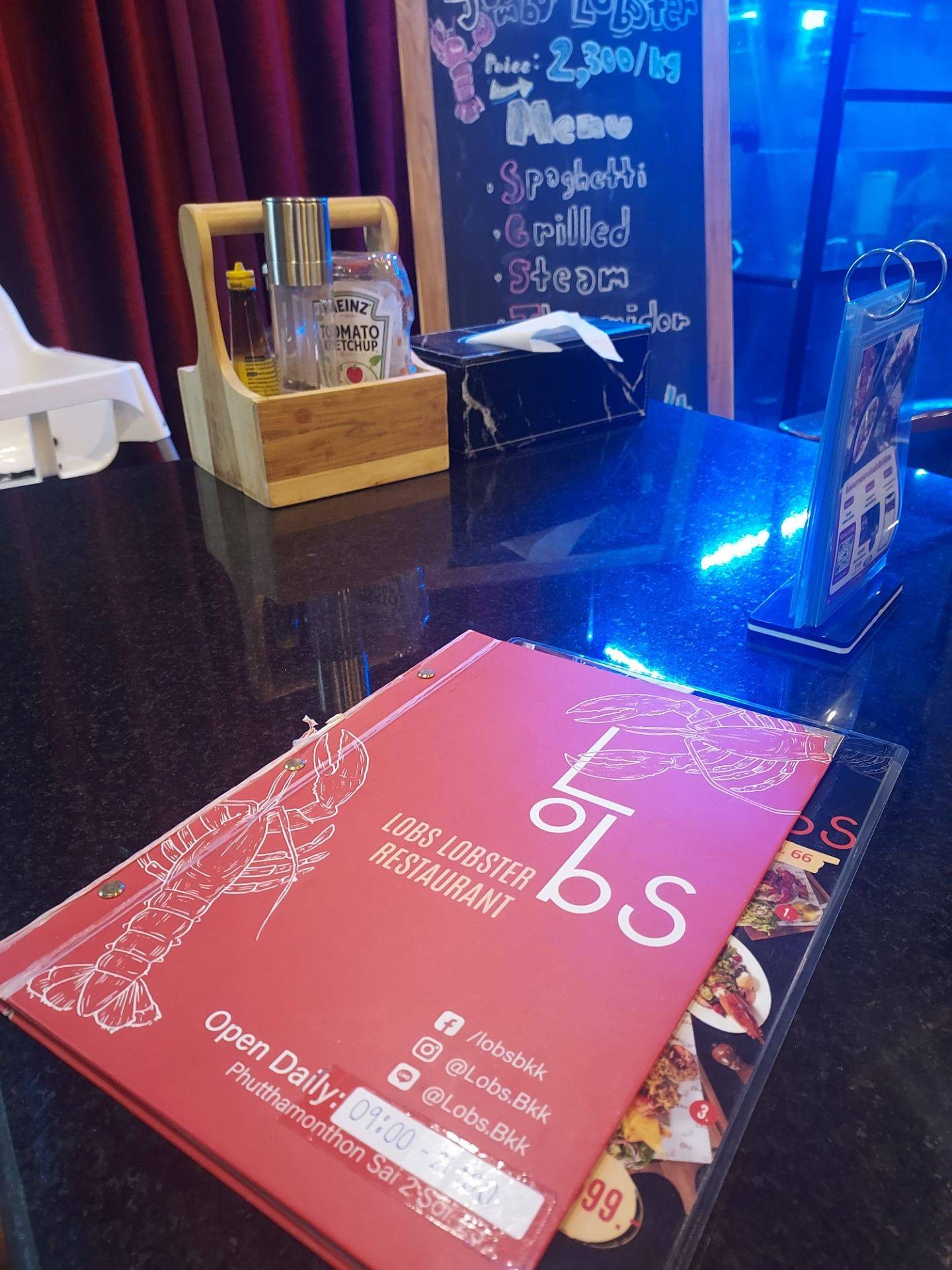 รีวิว Lobs Lobster Restaurant ศาลาธรรมสพน์ - ร้าน Lobster ลับ ดีทั้ง ...