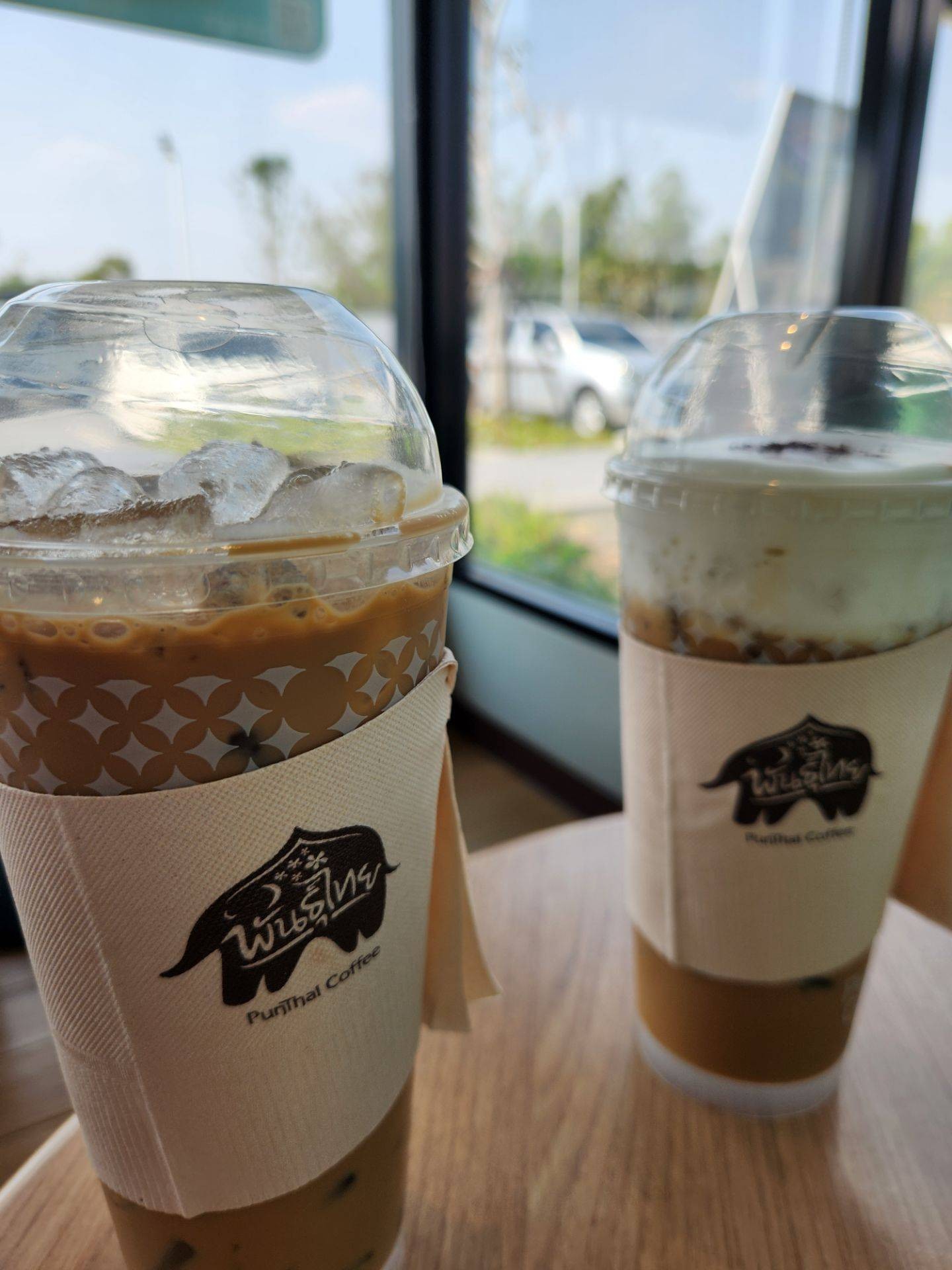 รีวิว PunThai Coffee บุรีรัมย์8(กระสัง) - ร้านอยู่ในปั๊ม มานั่งพักผ่อน ...