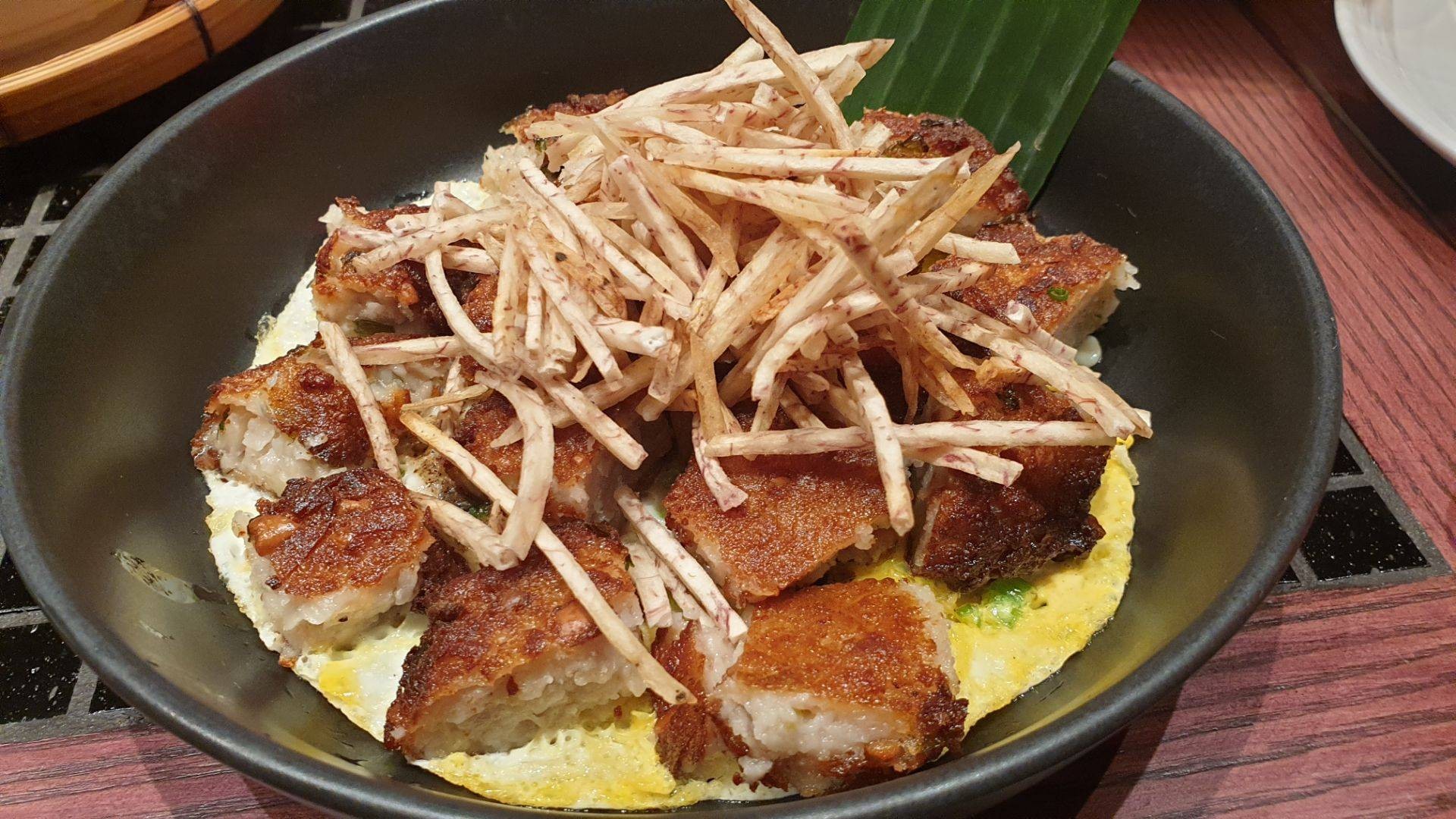 เผือกทอดไข่ตอก ร้าน Yuenan_bkk