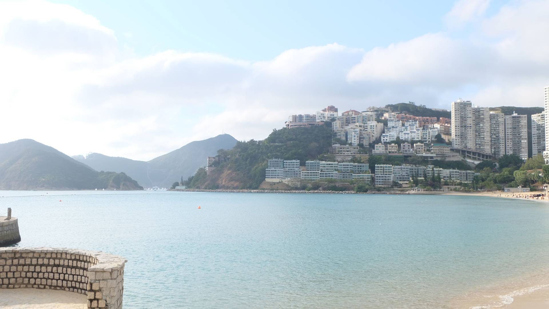รีวิว Repulse Bay Beach - พื้นที่อ่าวที่เเพงที่สุดในโลกแห่งหนึ่ง