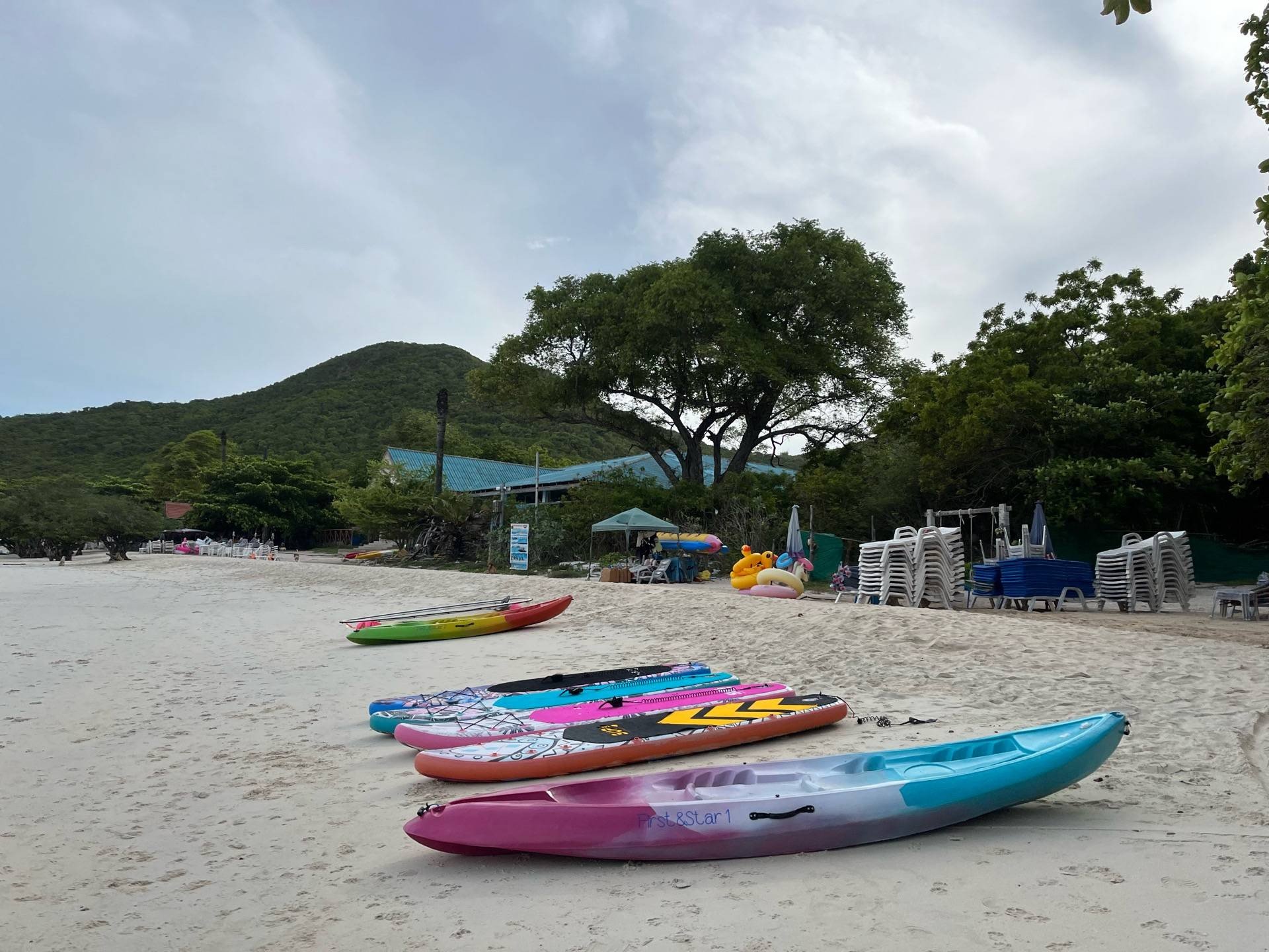 รูป หาดเทียน เกาะล้าน
