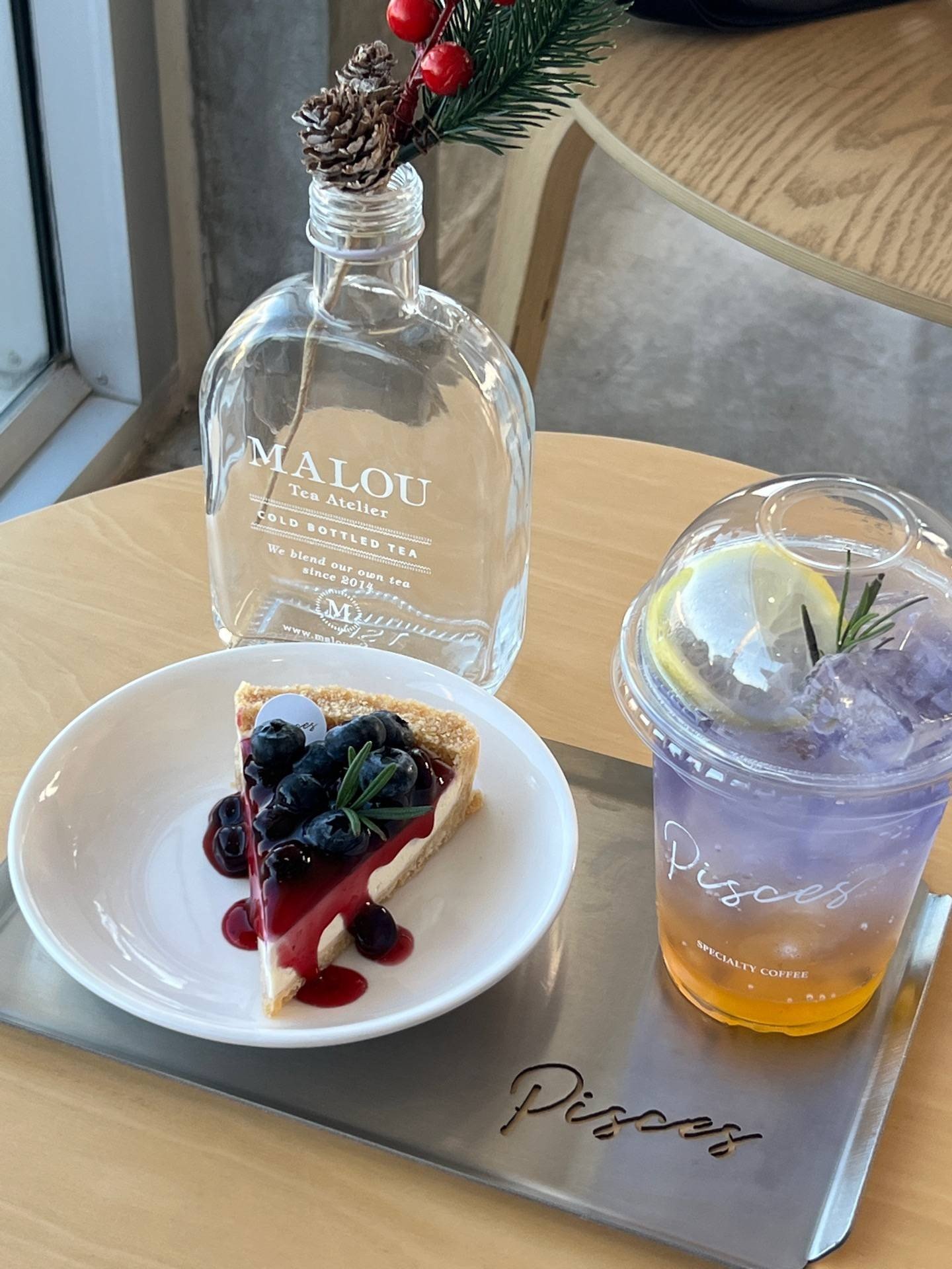 รีวิว Pisces.cafe.th - Pisces.cafe คาเฟ่ติดทะเล วิวสวย บรรยากาศดี