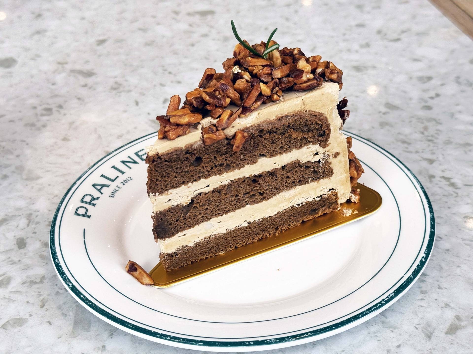 Roasted Almond Coffee ร้าน Praline Dining Room (Ratchapruke)