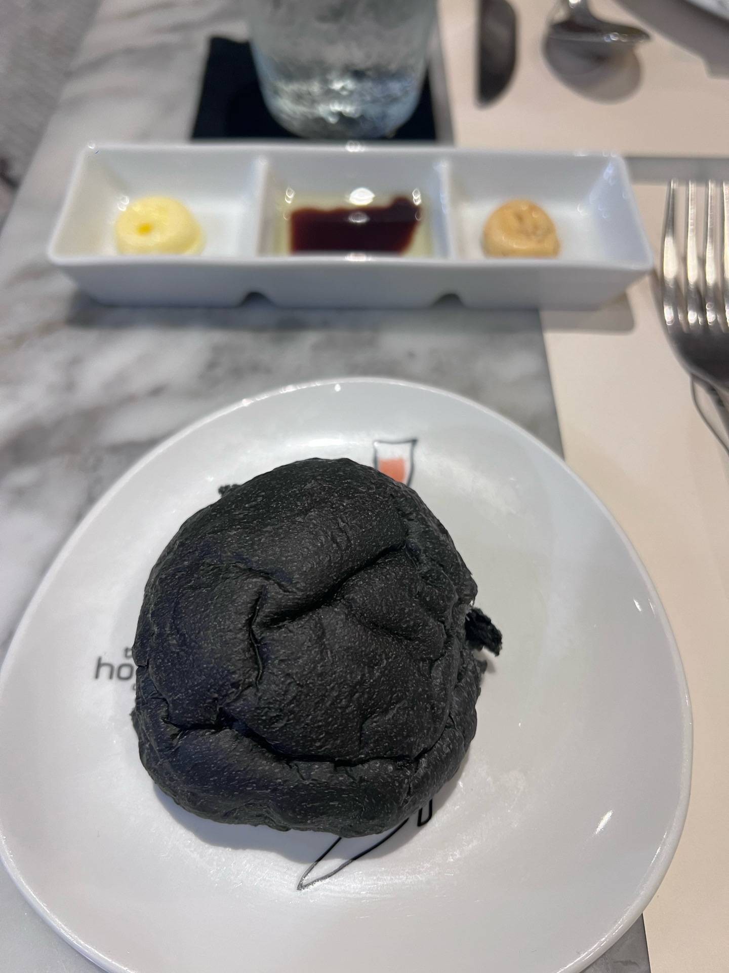 รีวิว Another Hound Café สยามพารากอน - จัดการปัญหาได้ดีมาก 👍🏻