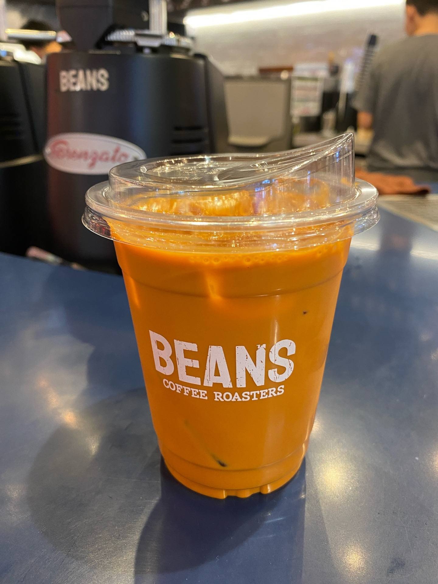 รีวิว Beans Coffee Roaster Emsphere - ร้านกาแฟ specialty ใน Emsphere