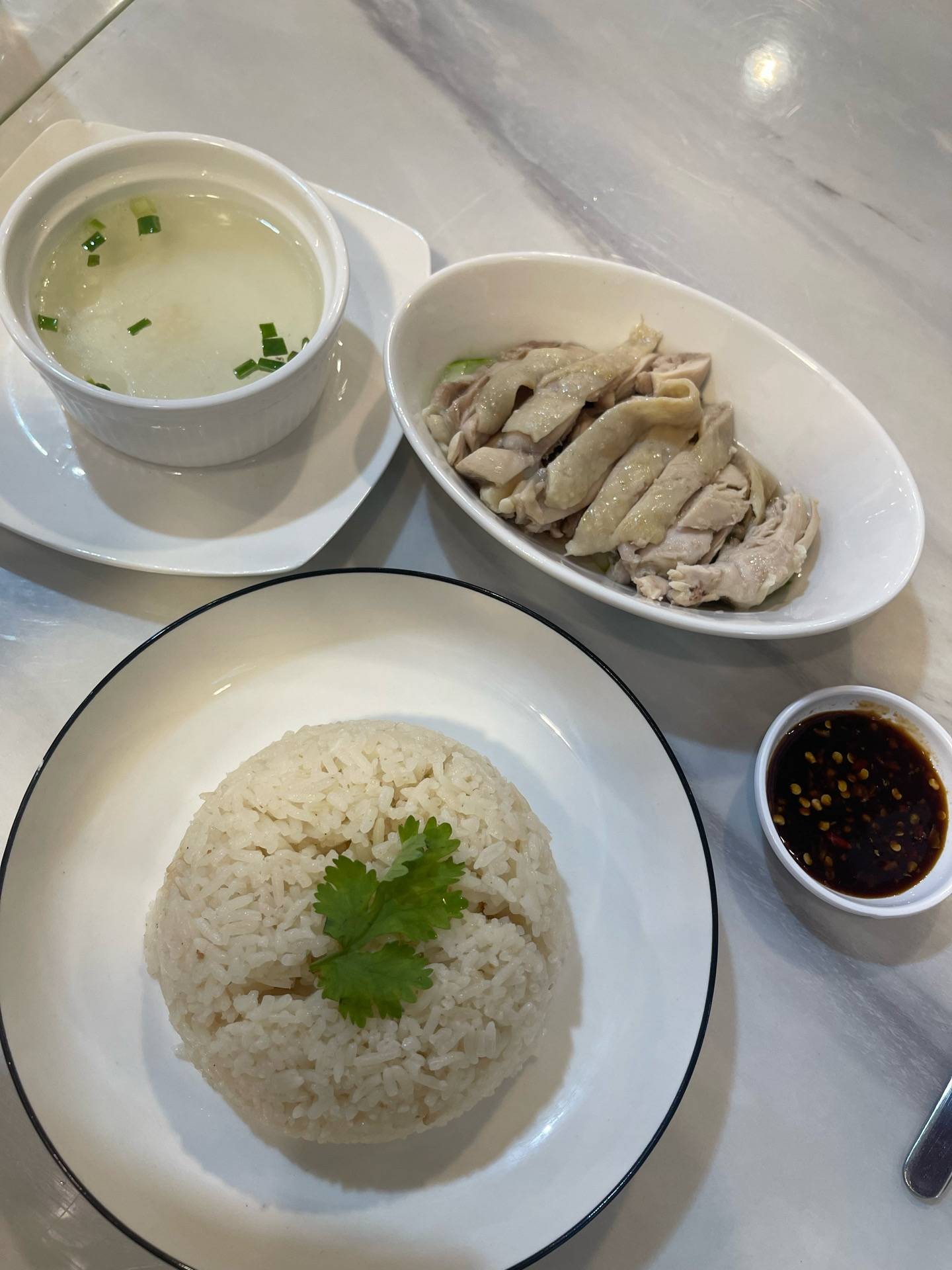 รีวิว Day Kin Kai Nite Kin Pu - ร้านอาหารหลากหลายแนวเปิดใหม่แถวบรรทัดทอง 💫