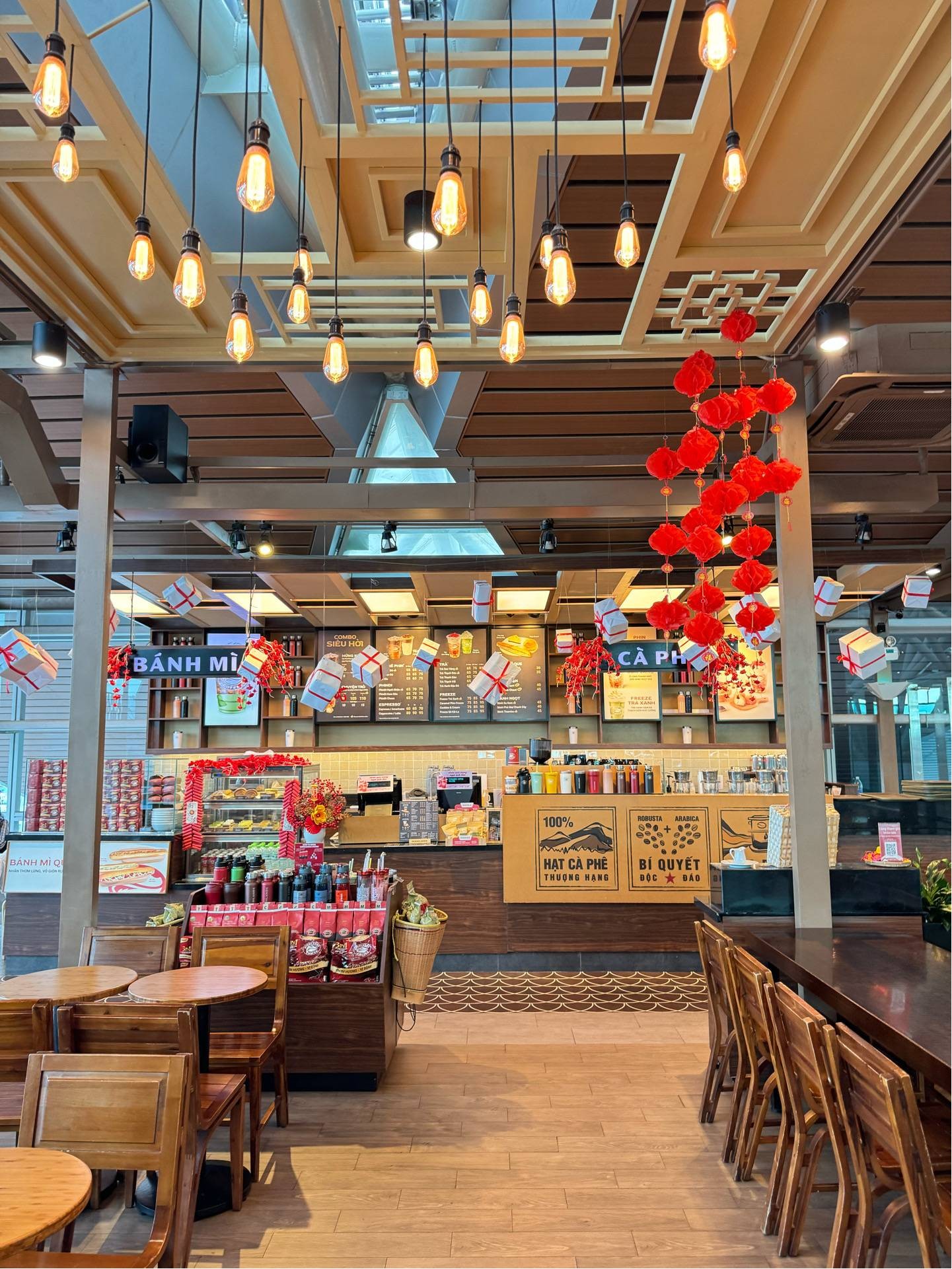 รูป Highland Coffee, Danang Airport CS1-Kiosk Danang Airport