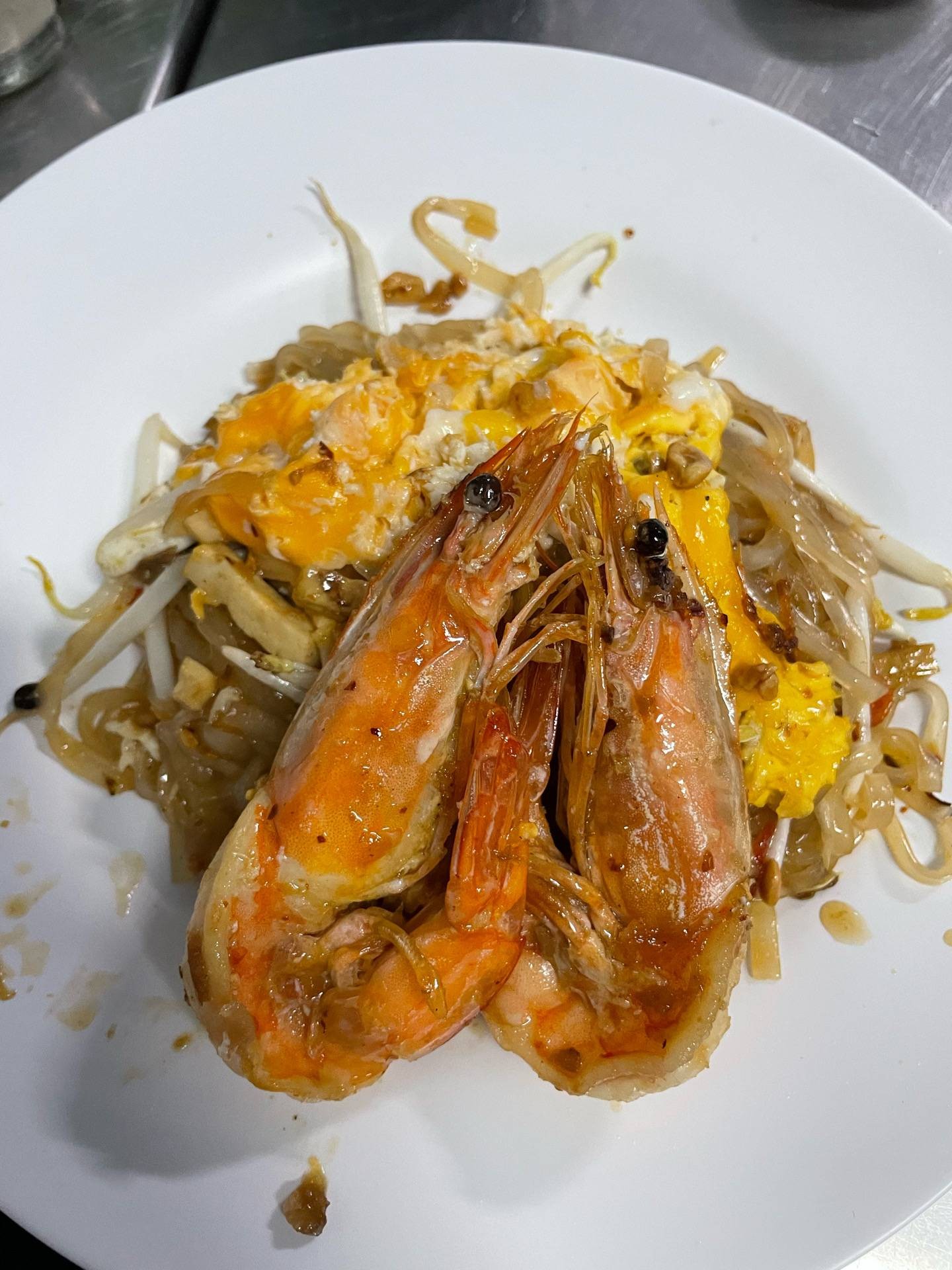 รีวิว สวัสดี ราชวัตร - ผัดไทยหอยทอดสูตรเด็ดยาวนานกว่า 30 ปี