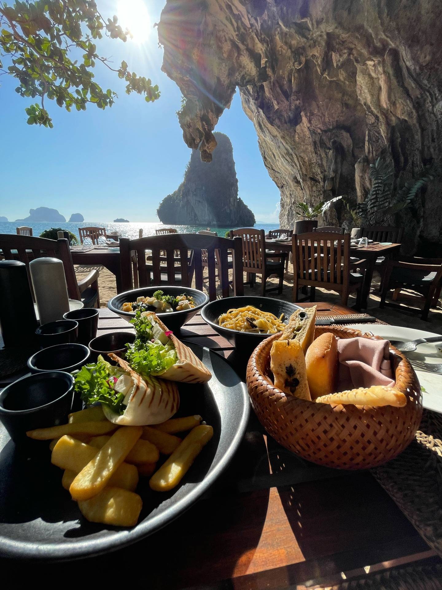 รูป The Grotto Rayavadee