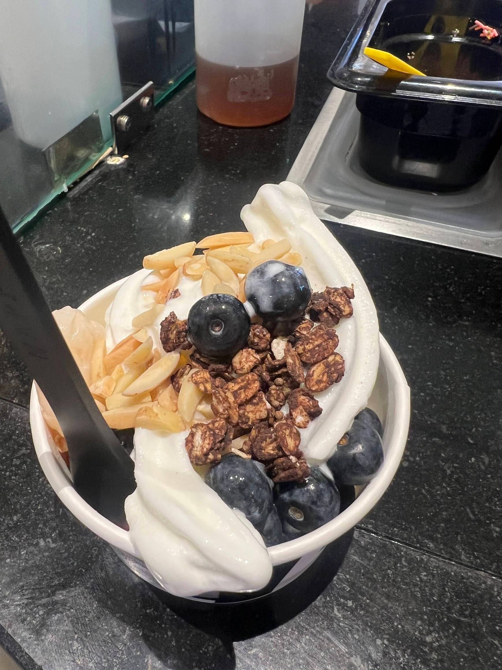 รีวิว Hello Yogurt สยามพารากอน - Frozen โยเกิร์ต