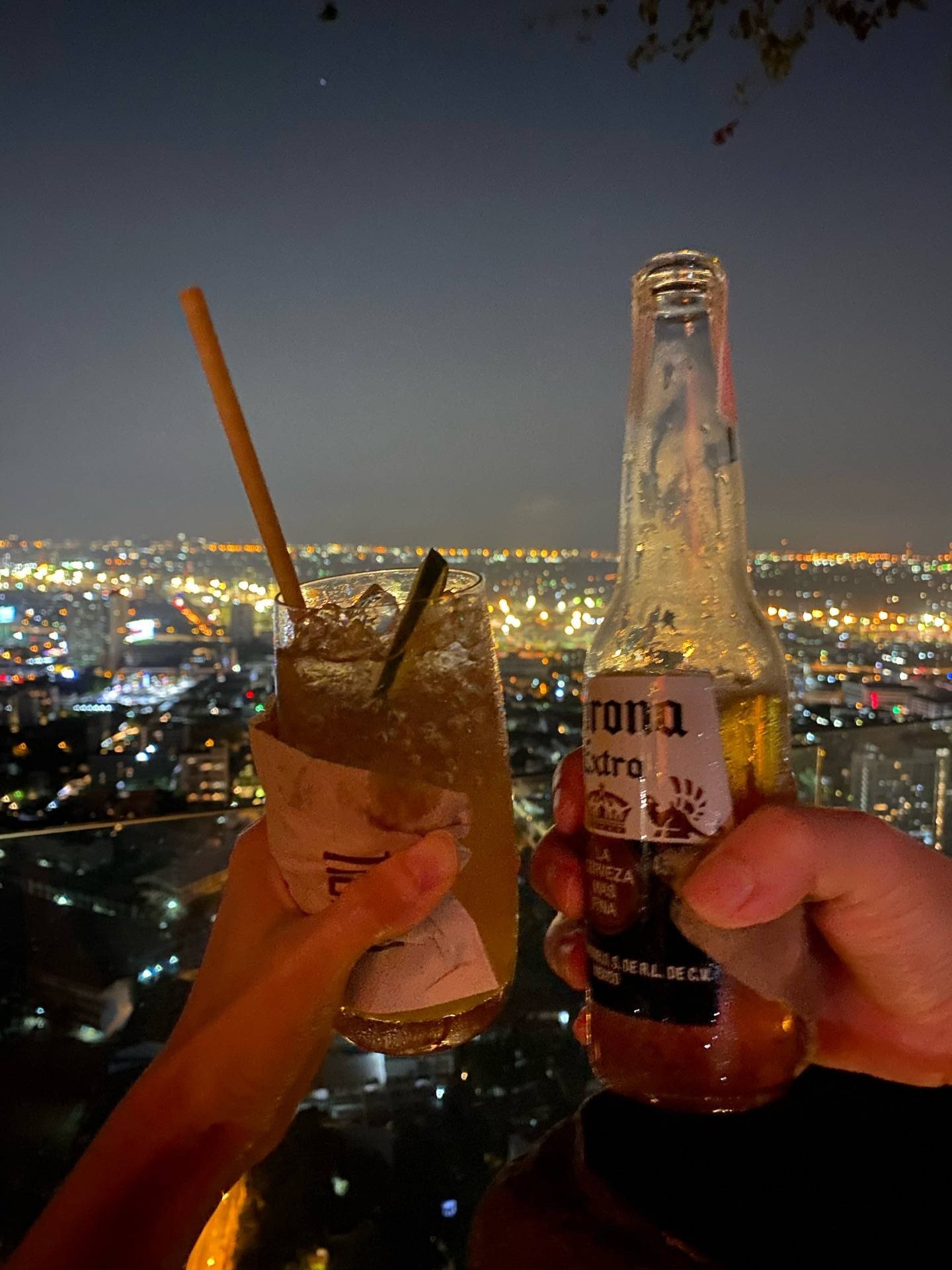 รูป Tichuca Rooftop Bar